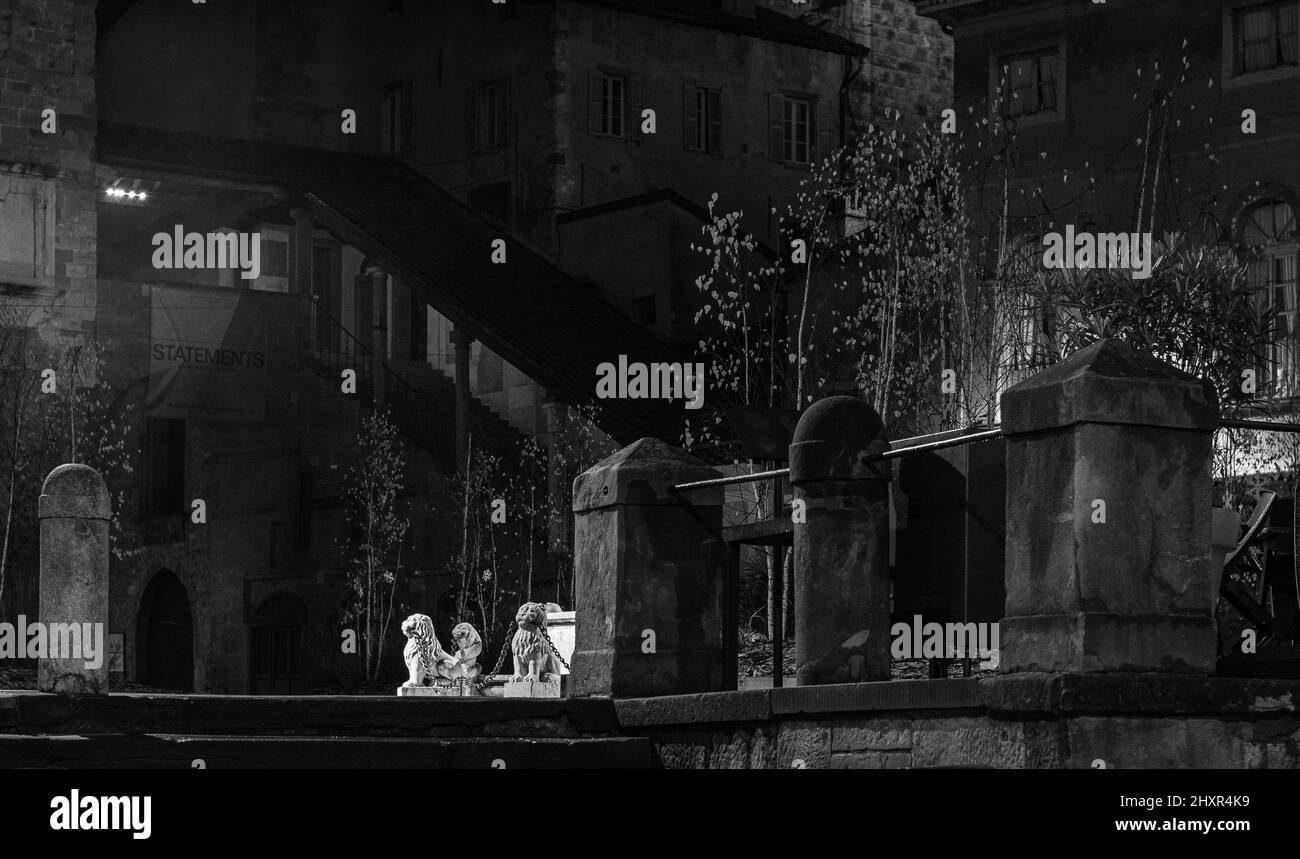 Night square in old Black and White Stock Photos & Images - Alamy