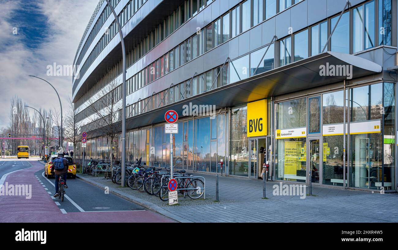 Bvg kundencenter hi-res stock photography and images - Alamy