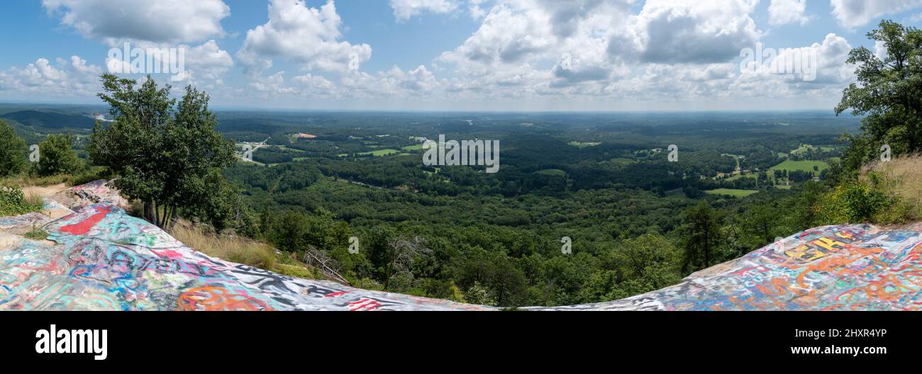 Currahee mountain hi-res stock photography and images - Alamy
