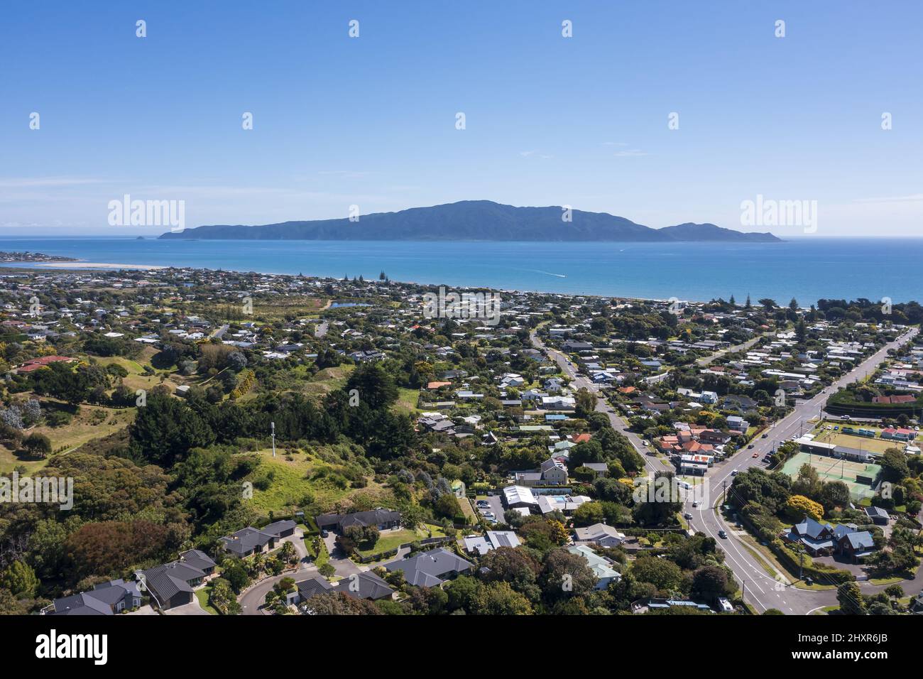 waikanae village and beach Stock Photo - Alamy