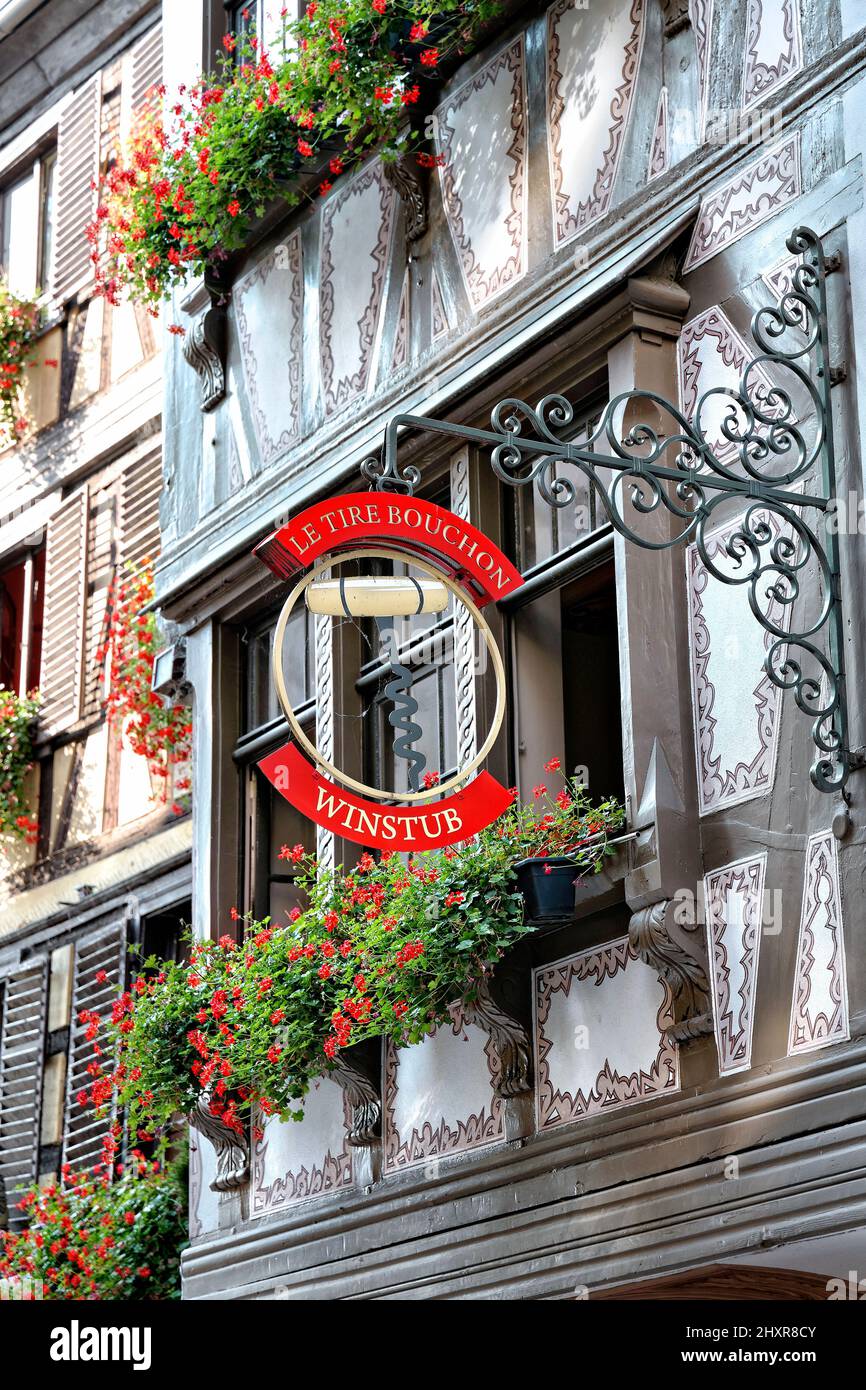 Strasbourg street signs hi-res stock photography and images - Alamy