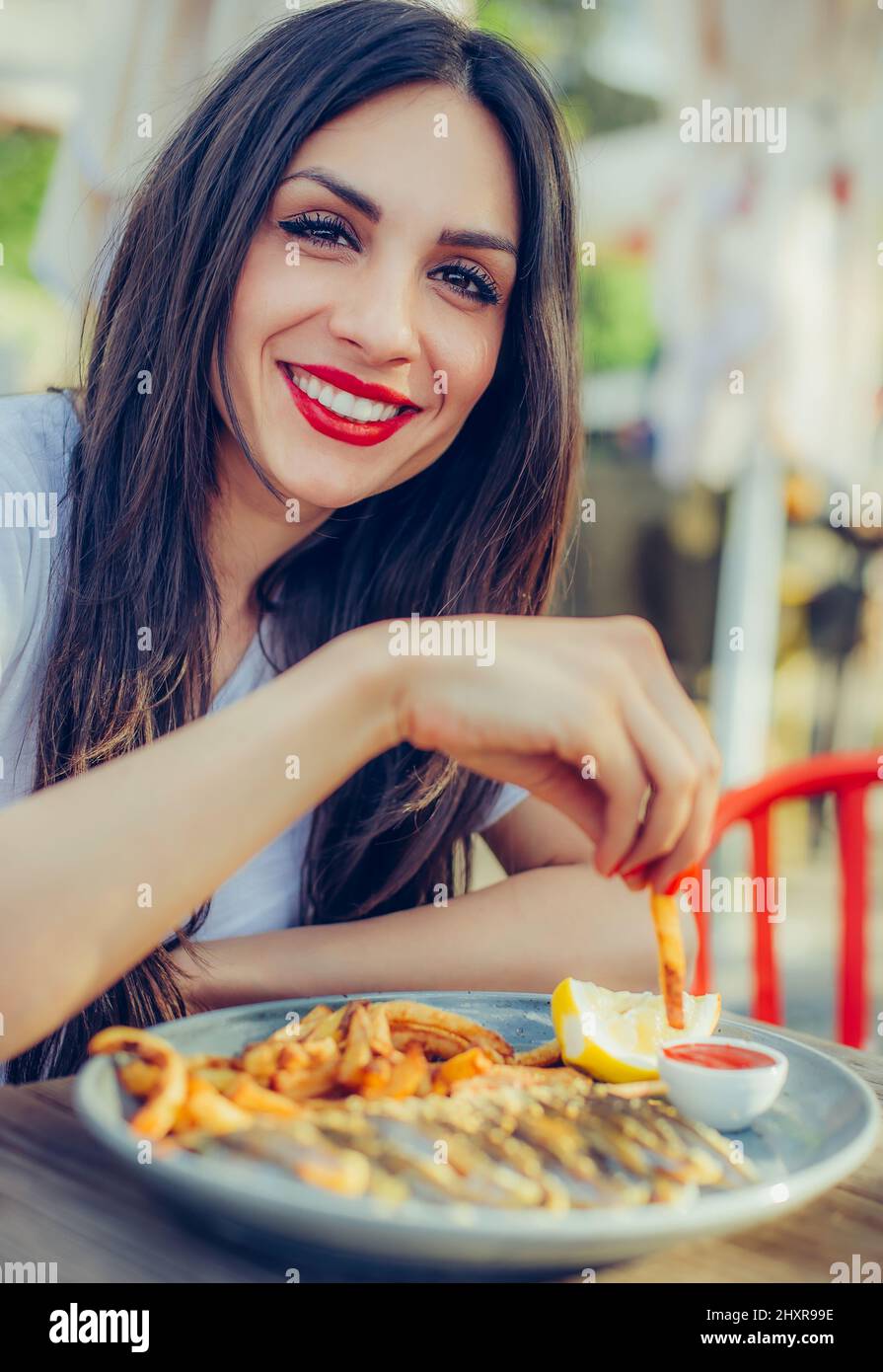 Fancy fish and chips hi-res stock photography and images - Alamy