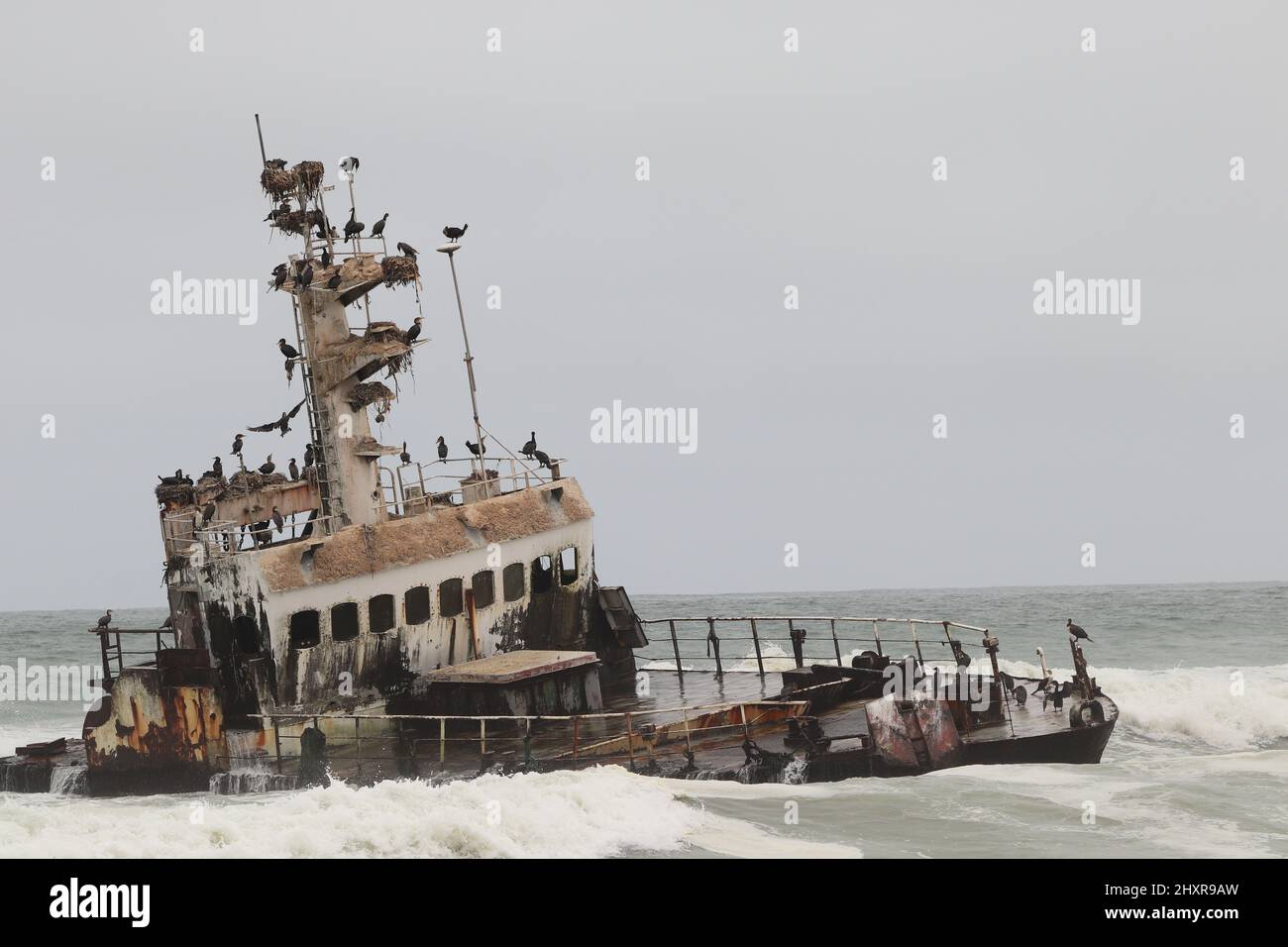 Wreck of pirate ship in the sea Stock Photo - Alamy