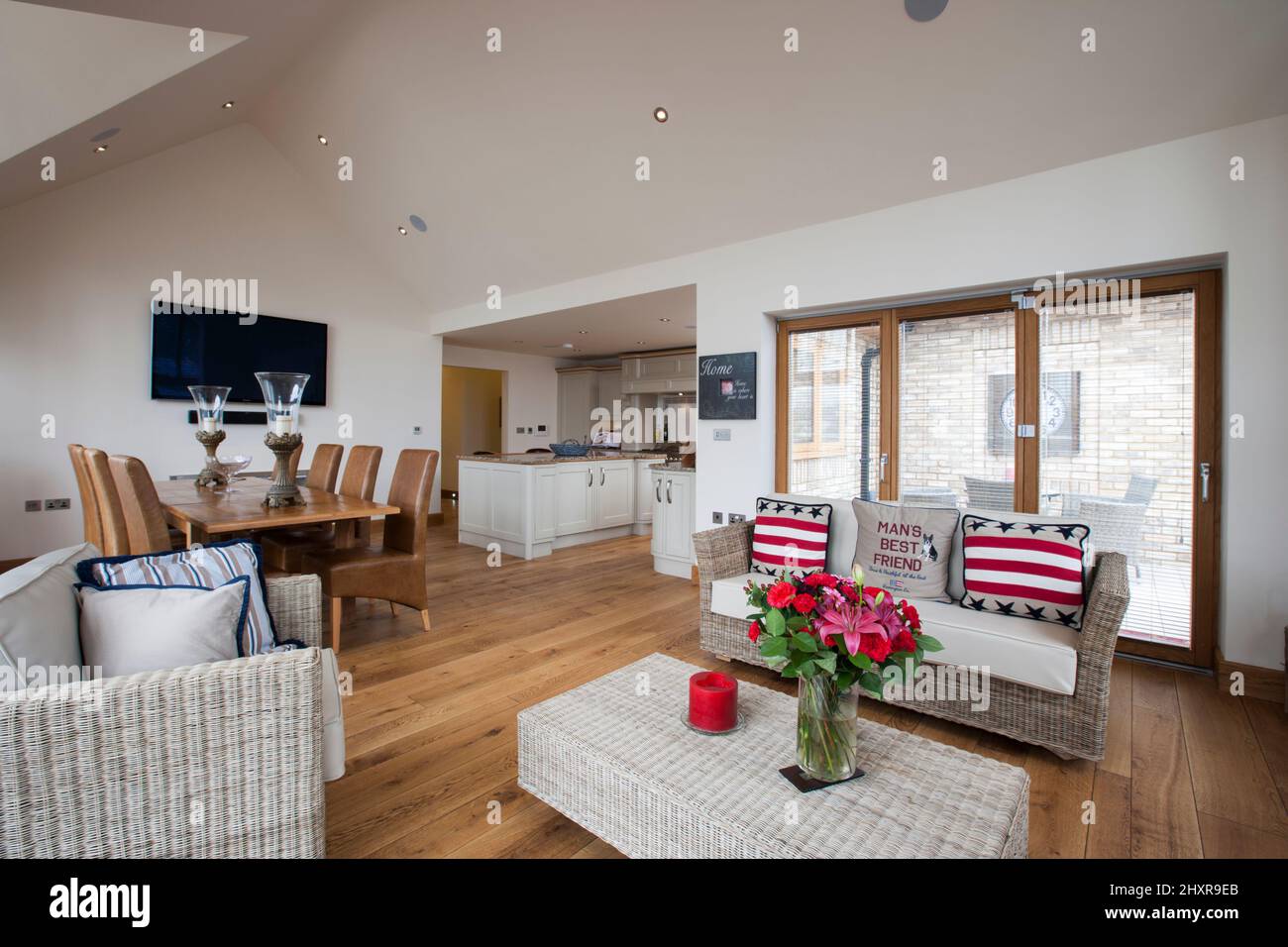 Shepperton house hi-res stock photography and images - Alamy