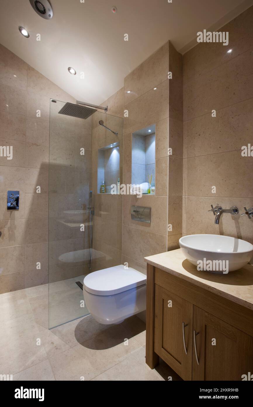 Shepperton house hi-res stock photography and images - Alamy