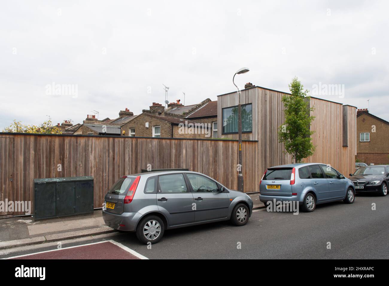 Modern infill home in London Stock Photo - Alamy