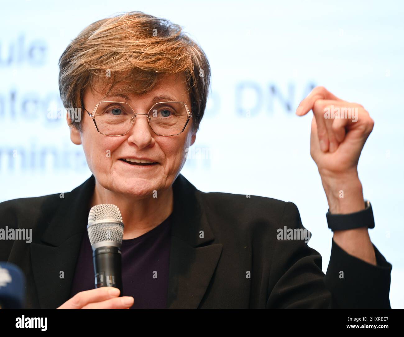 14 March 2022, Hessen, Frankfurt/Main: Biontech employee Katalin Kariko ...