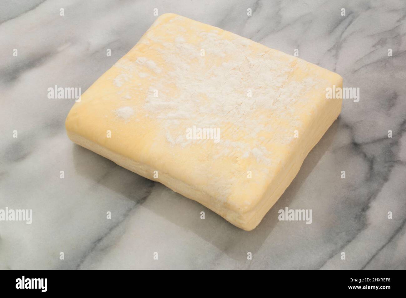 Puff pastry without butter hi-res stock photography and images - Alamy