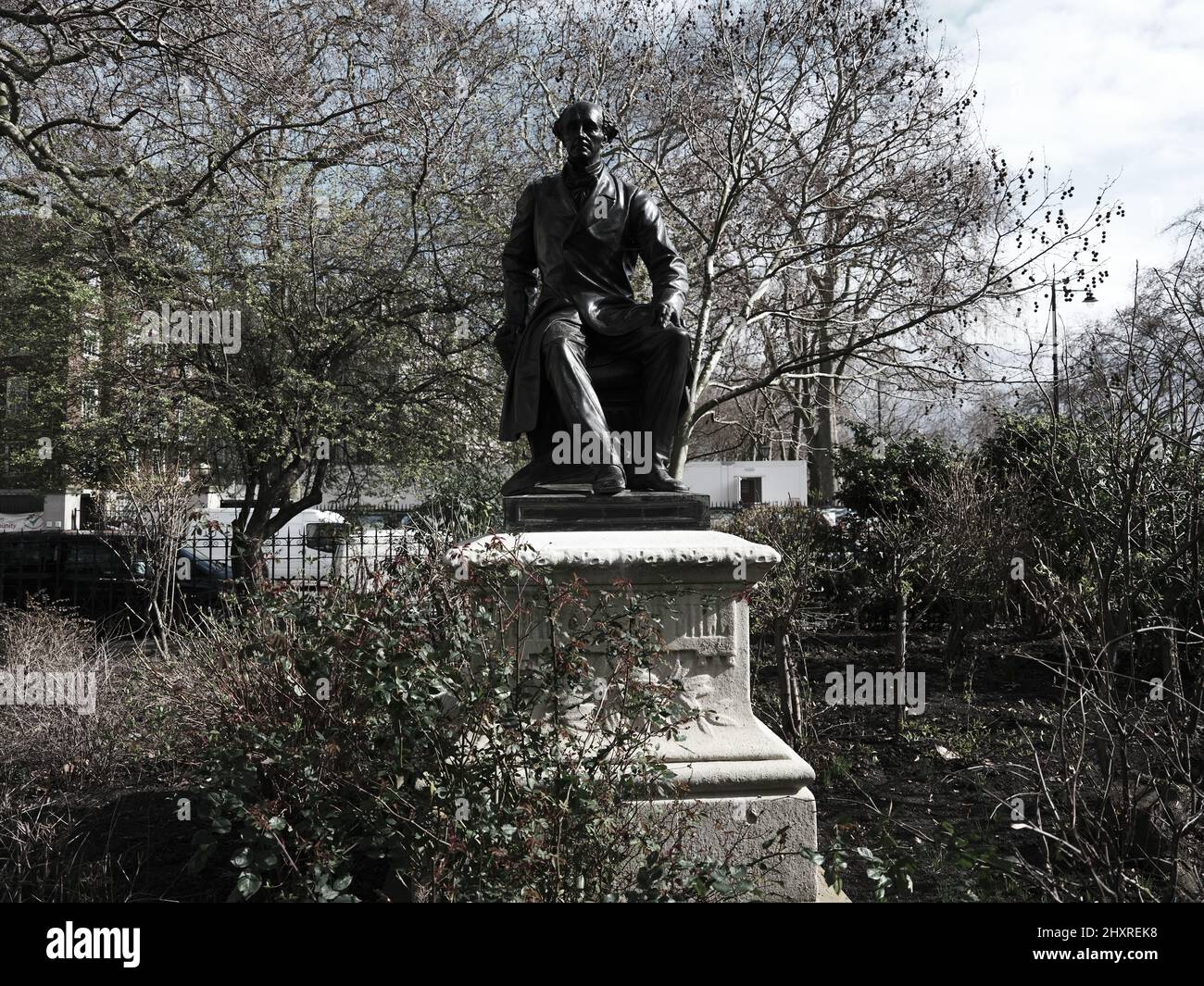 John stuart mill statue hi-res stock photography and images - Alamy