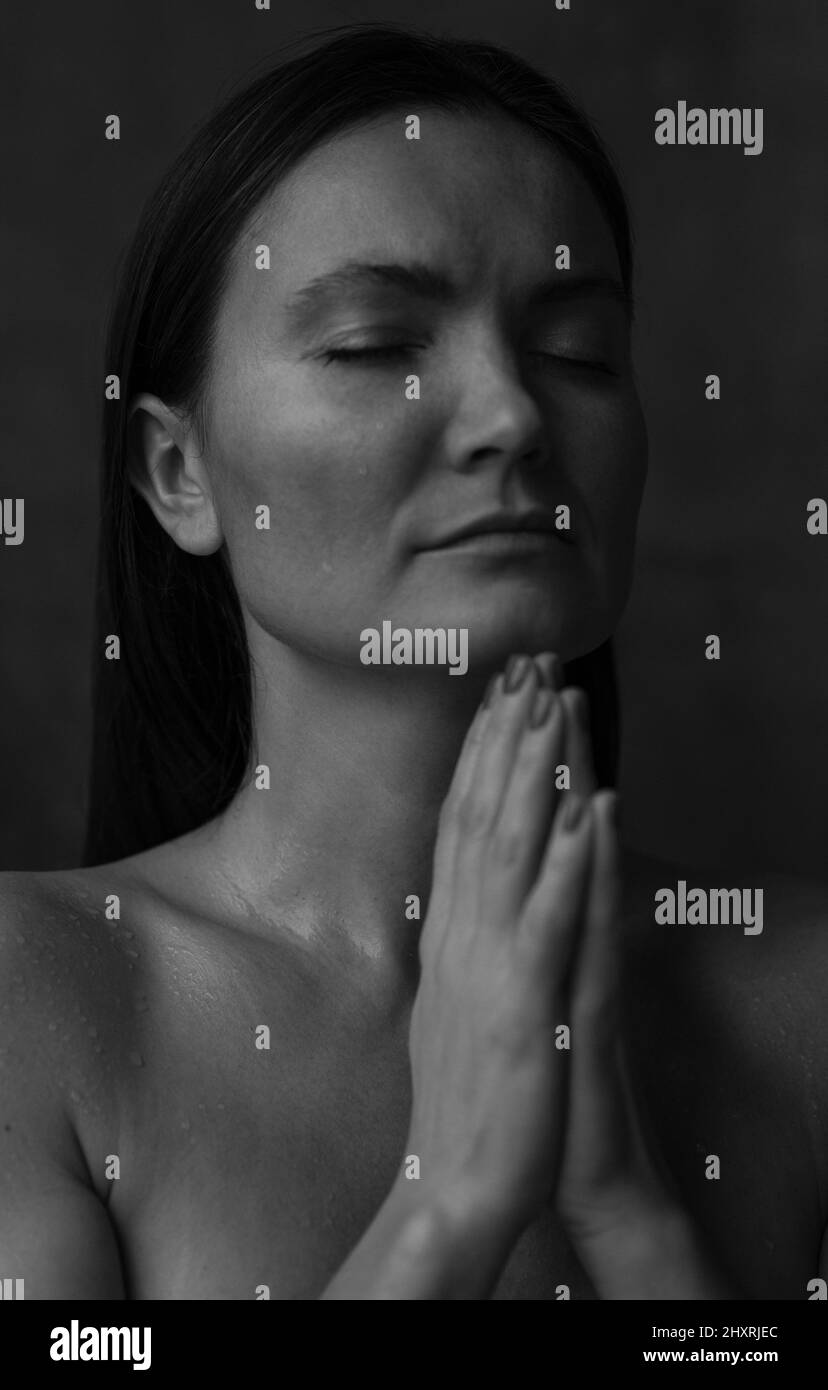 Faith female pray praying spiritual hi-res stock photography and images ...