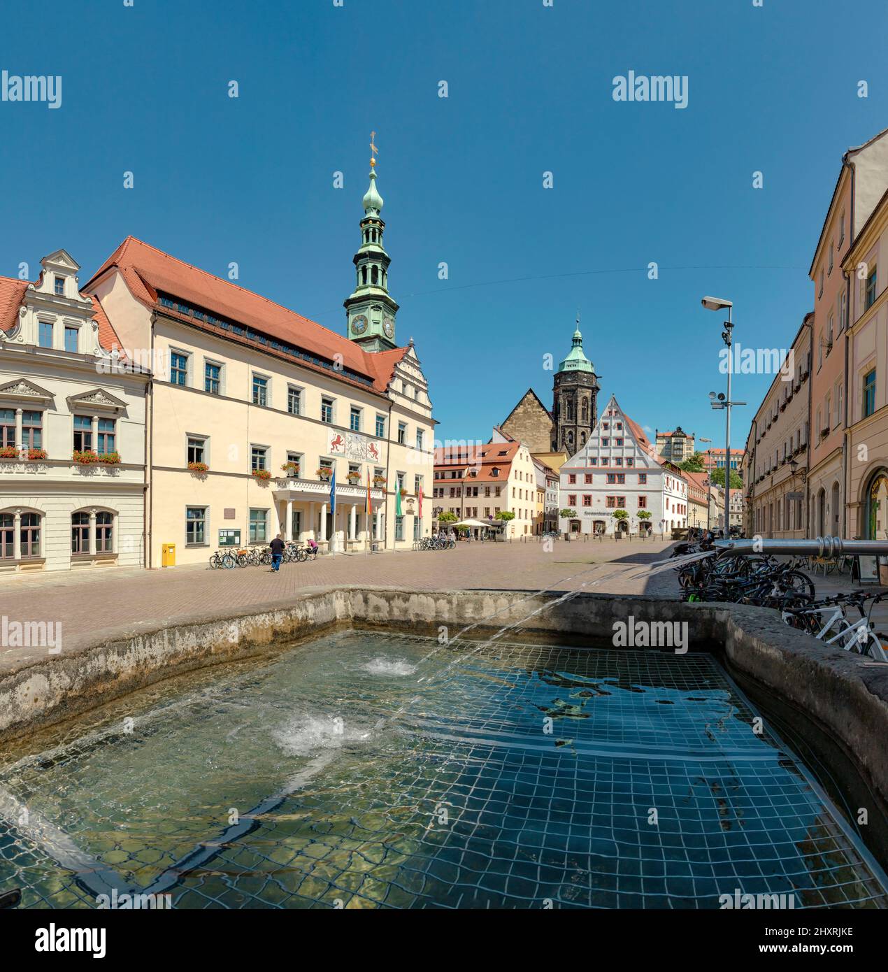 Canalettomarkt square, Pirna, , Germany *** Local Caption *** city ...