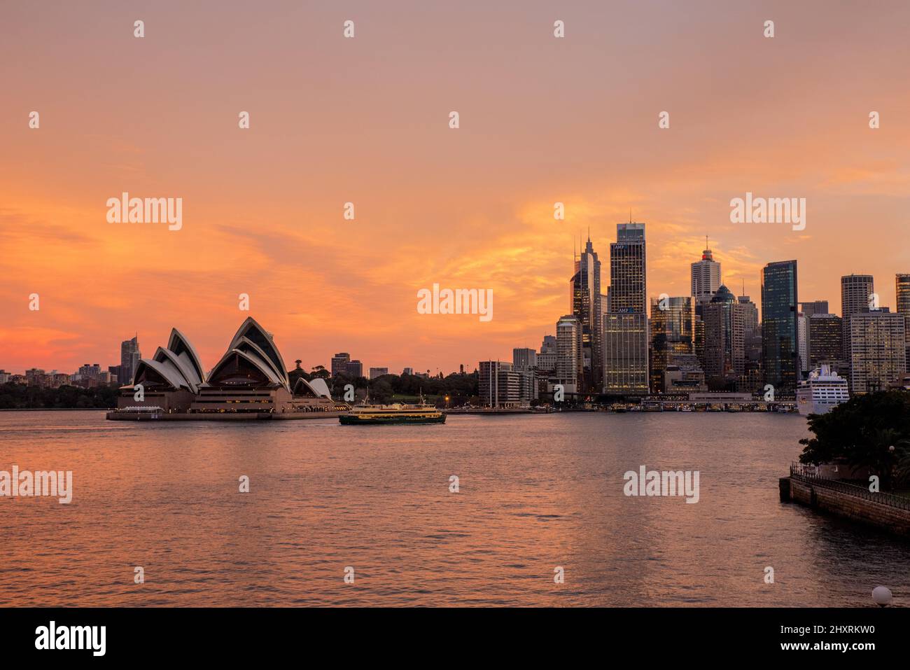 Opera House at sunset. Sydney Australia Stock Photo - Alamy
