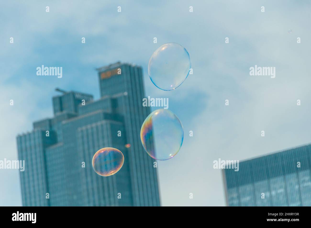 Bubbles floating buildings hi-res stock photography and images - Alamy