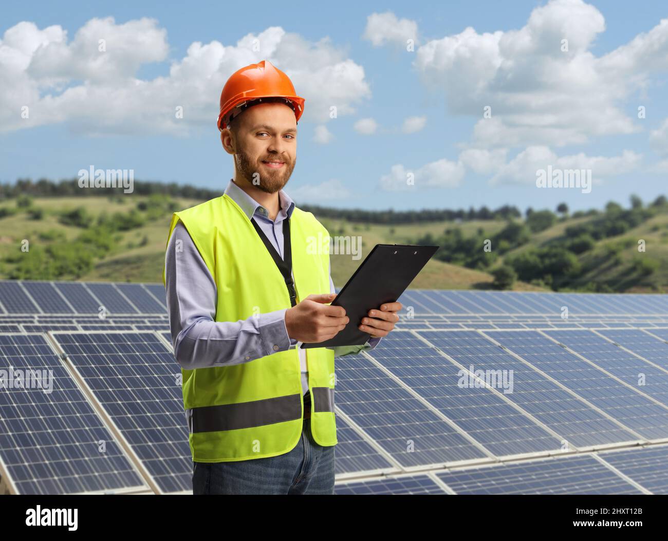 Photovoltaic system on a field hi-res stock photography and images - Alamy
