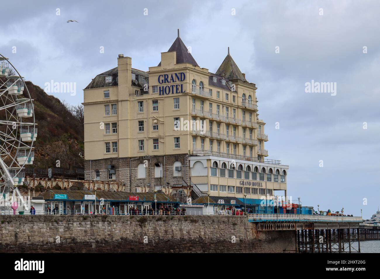View of the Grand Hotel and Llandudno Pier Stock Photo - Alamy