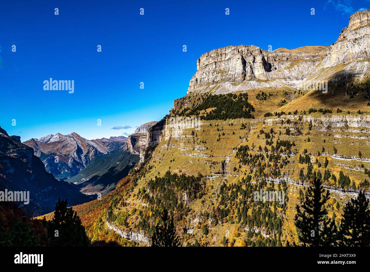 Autumn landscape view of beautiful nature in Ordesa and Monte Perdido ...