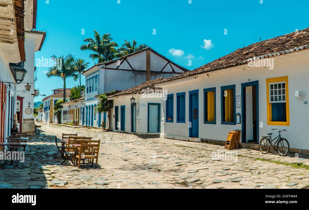 Old colonial portugese buildings hi-res stock photography and images ...