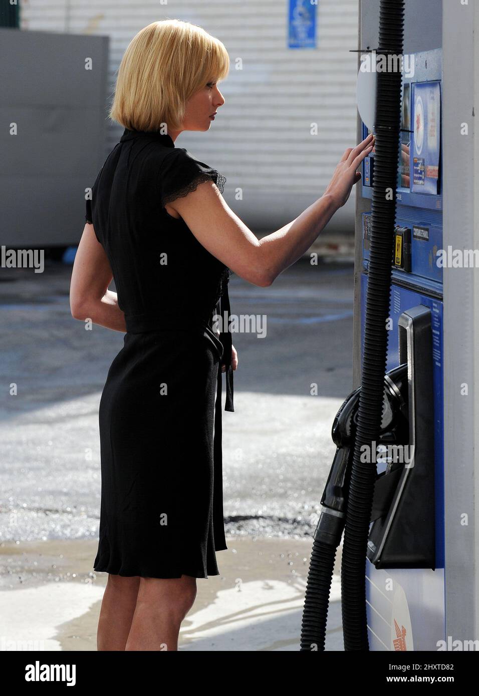 Jaime Pressly is seen at a petrol station in Los Angeles, USA Stock ...