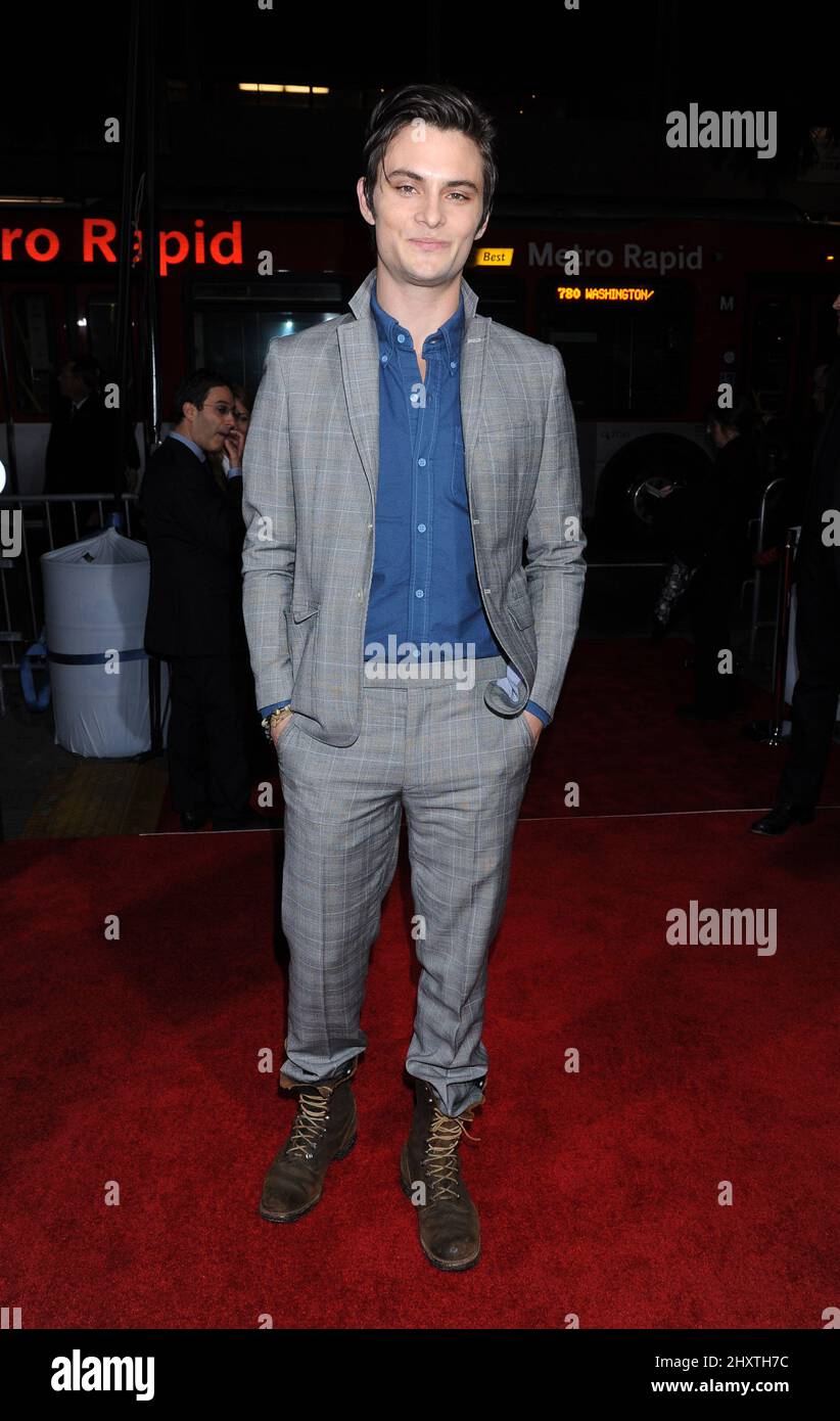 Shiloh Fernandez And Thomas Dekker