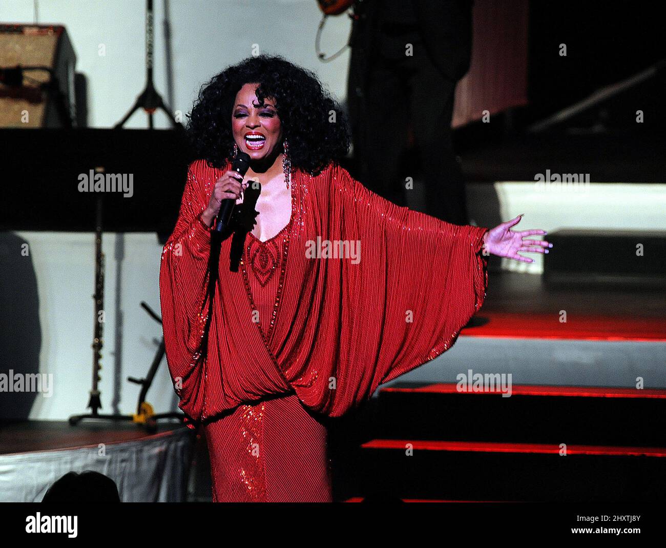 Diana Ross performs live on her "More Today Than Yesterday" tour stop ...