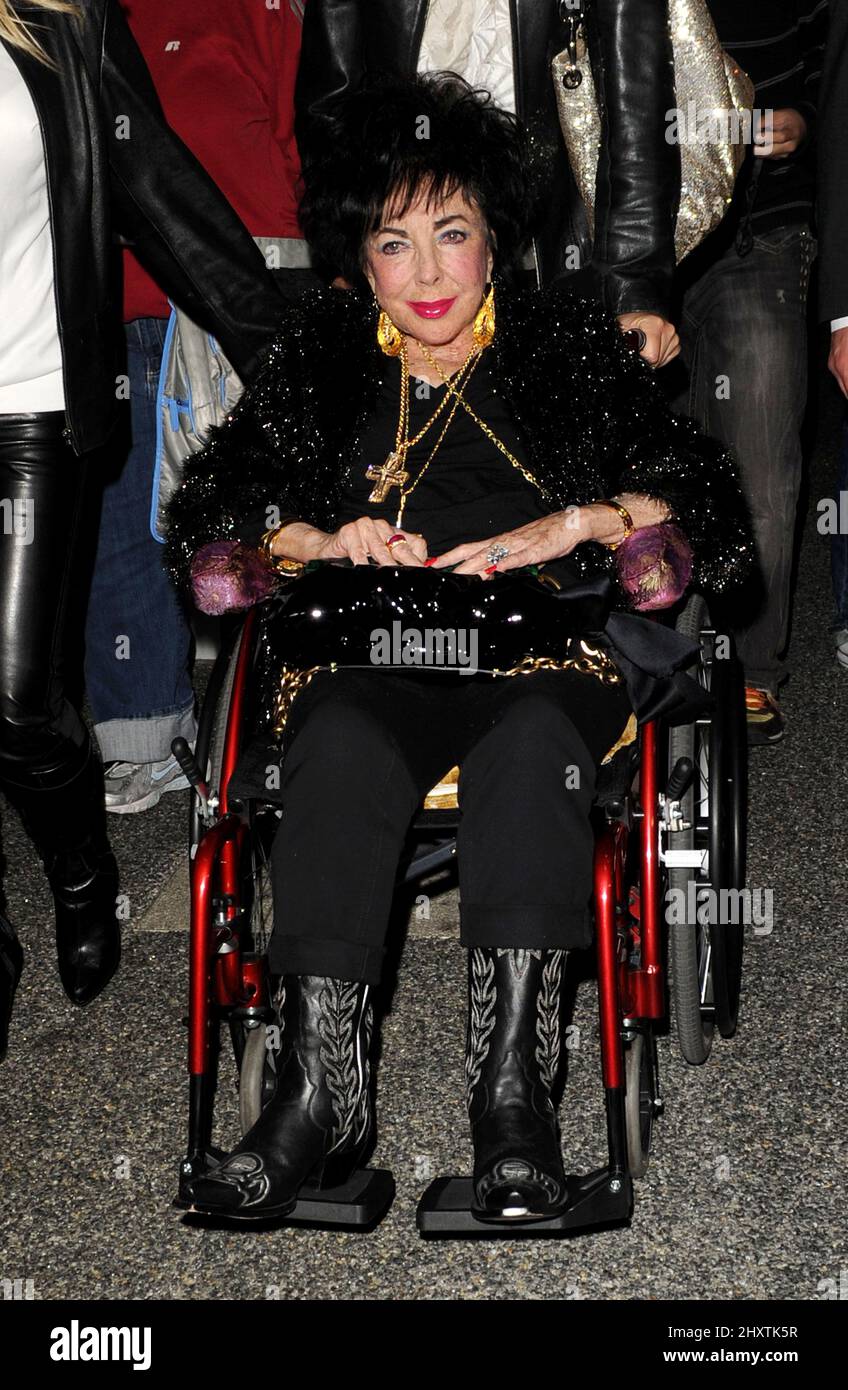 Elizabeth Taylor eats out at BOA Restaurant in Beverly Hills, USA Stock ...