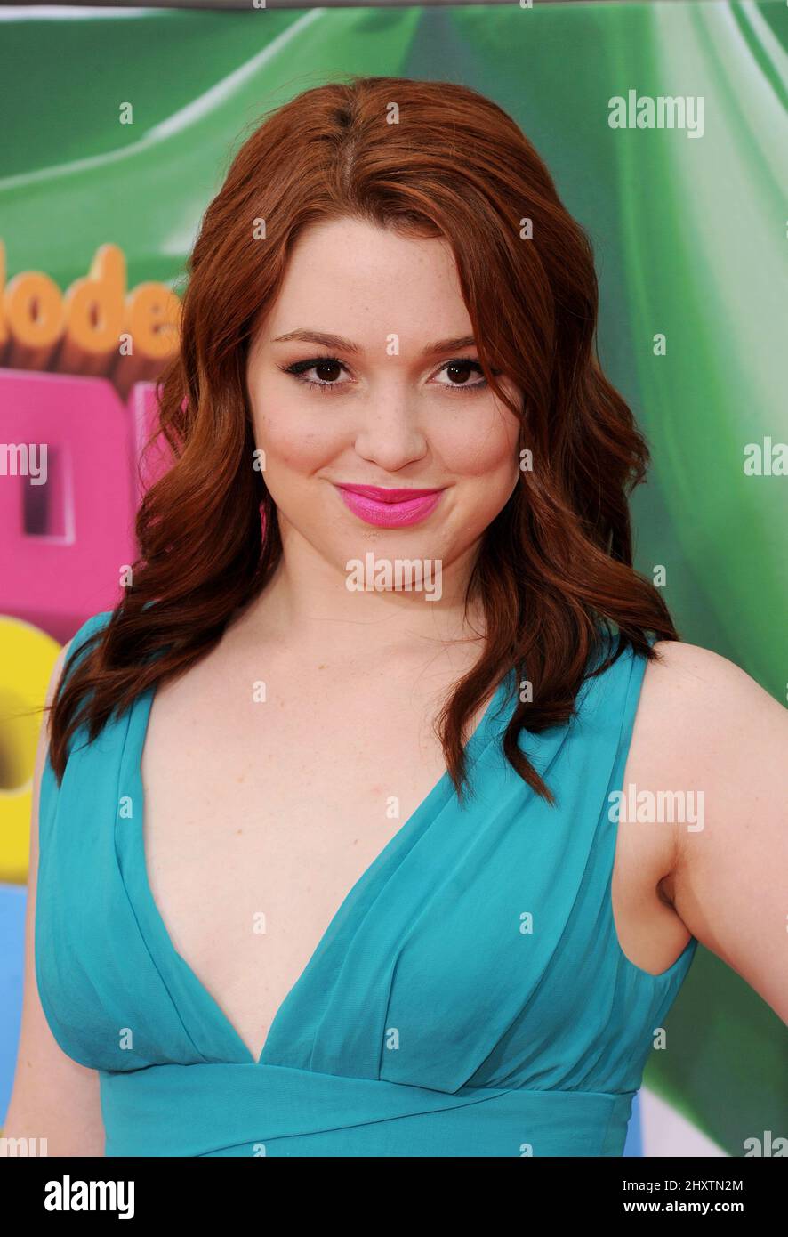 Jennifer Stone arrives at Nickelodeon's 24th annual Kids' Choice Awards ...