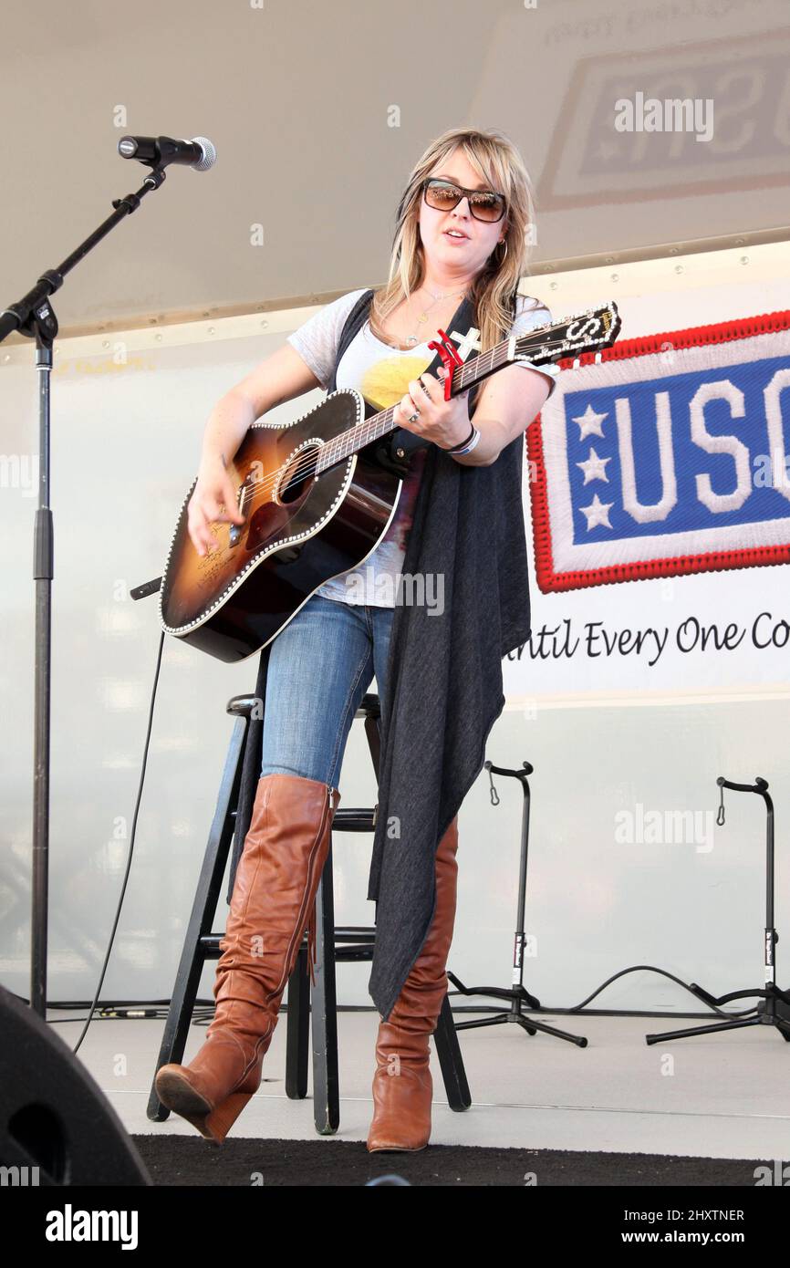 Sunny Sweeney performing at the 2nd Annual Academy of Country Music USO ...