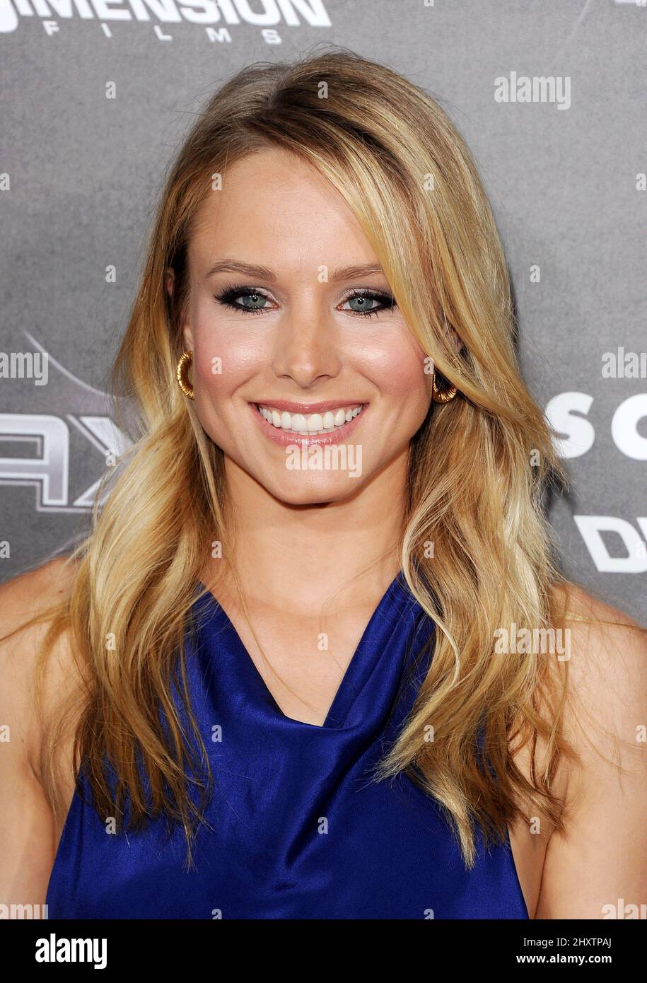 Kristen Bell at the Scream 4 World Premiere at Grauman's Chinese ...