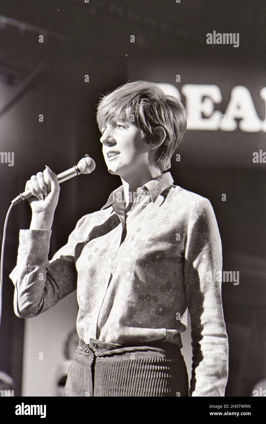 CILLA BLACK UK pop singer on Ready,Steady,Go ! in 1966. Photo: Tony ...