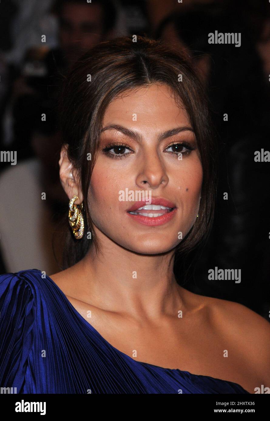 Eva Mendes arriving for the Metropolitan Museum Costume Institute ...
