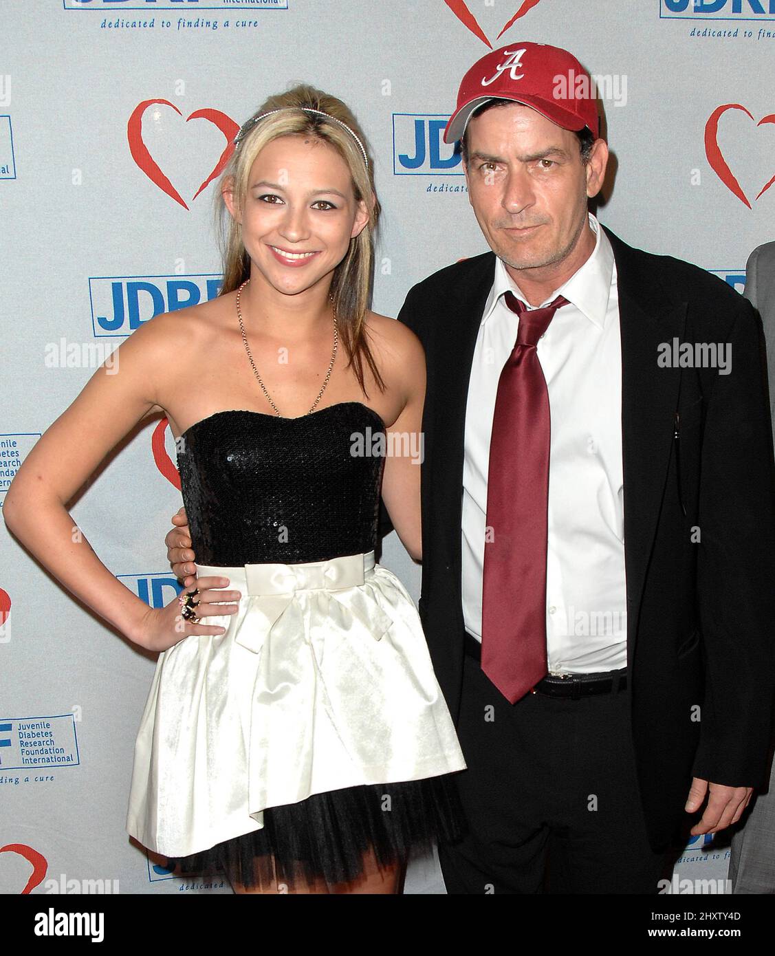 Natalie Kenly and Charlie Sheen at the 8th Annual Juvenile Diabetes ...