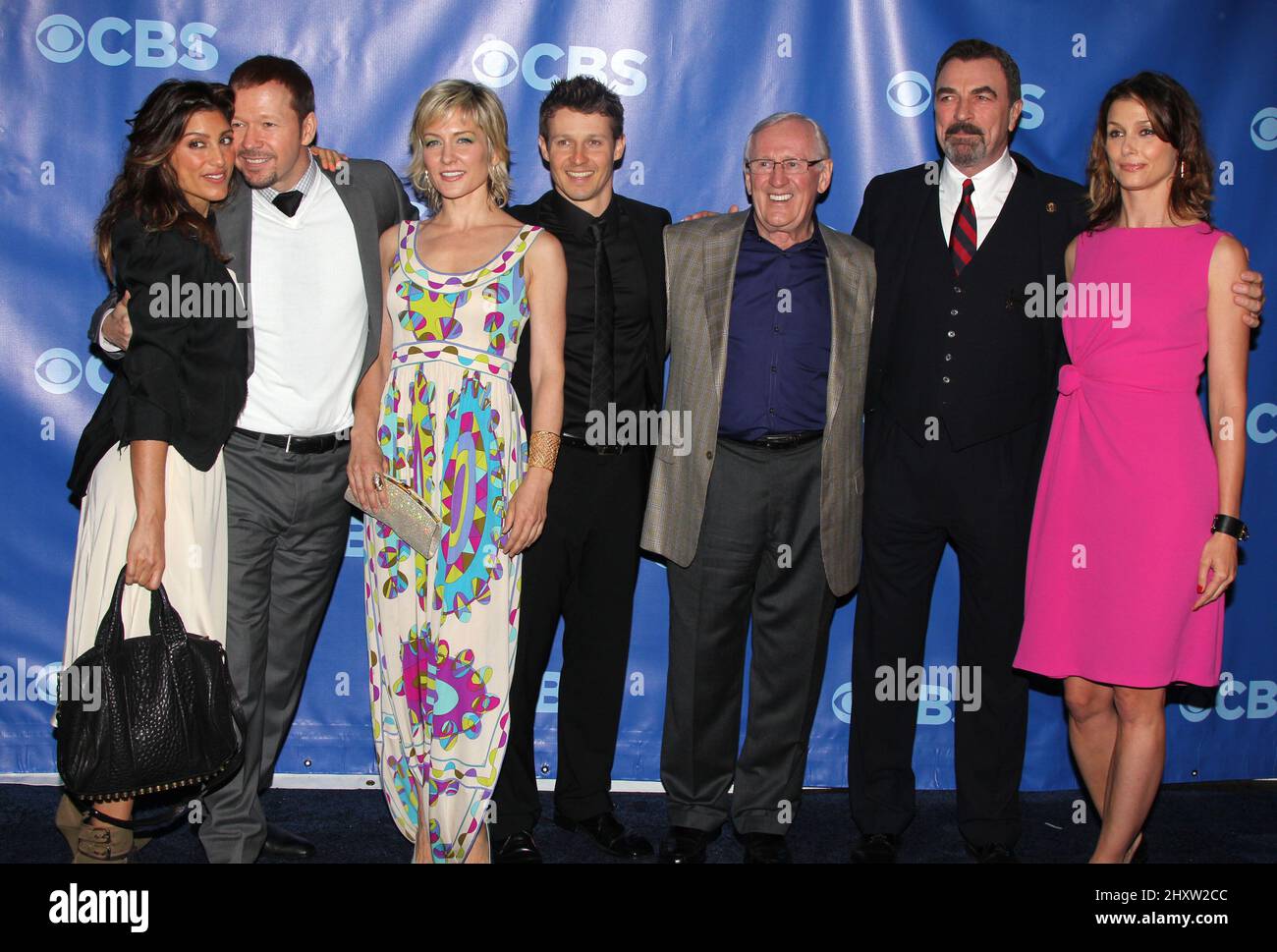 Jennifer Esposito, Donnie Wahlberg, Amy Carlson, Will Estes, Len Cariou ...