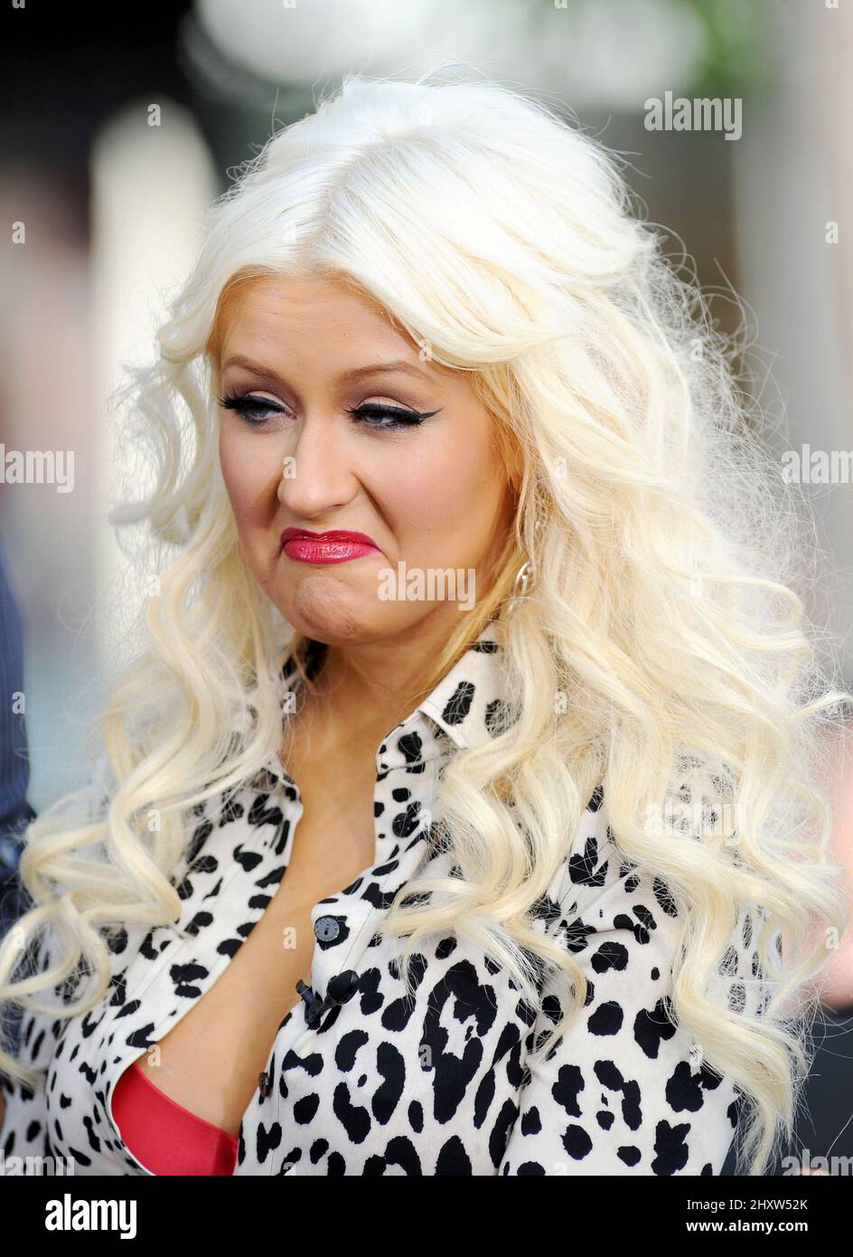 Christina aguilera portrait head shot headshot hi-res stock photography ...