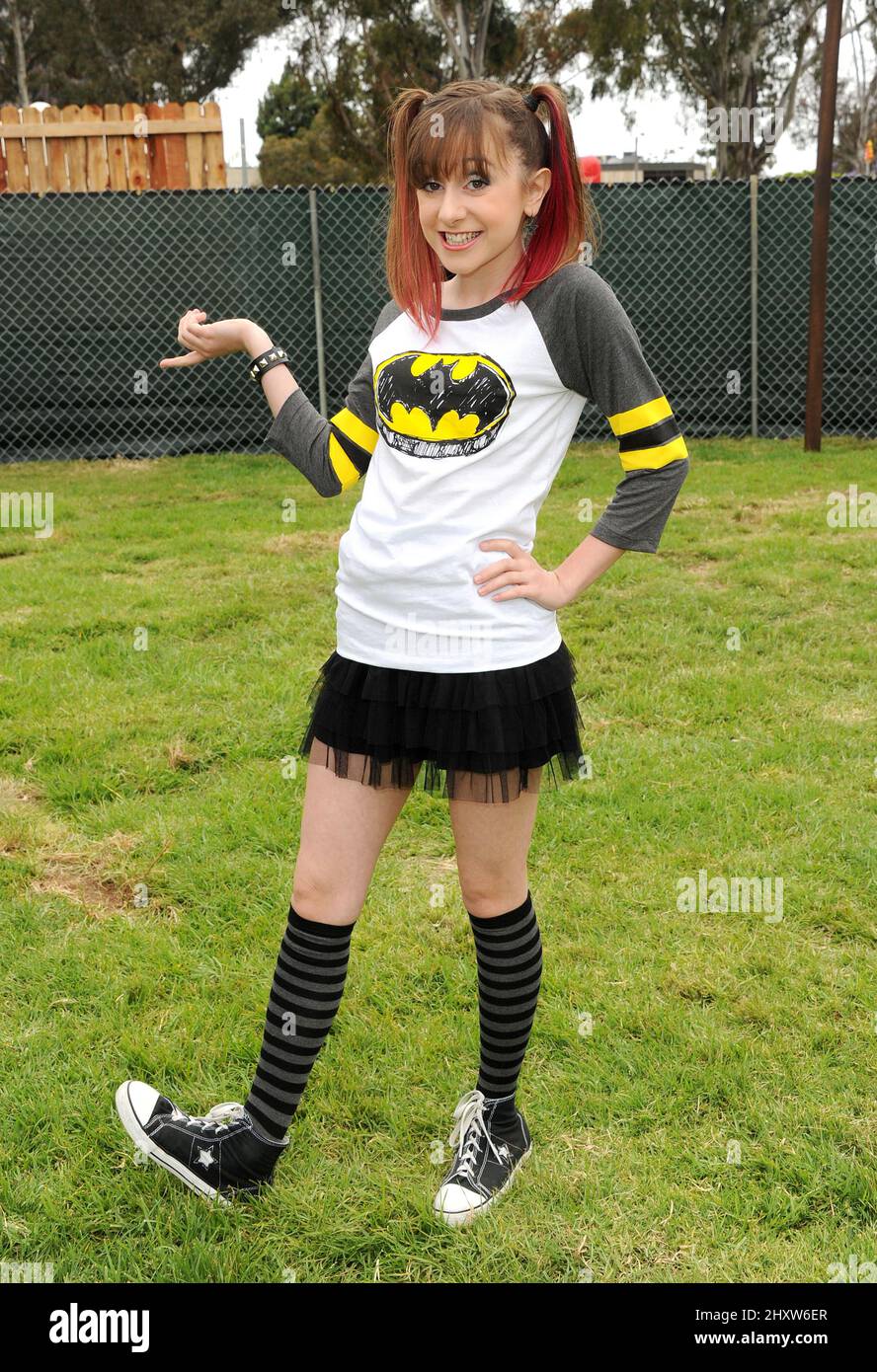 Allisyn Ashley Arm arriving at the 22nd Annual A Time for Heroes ...