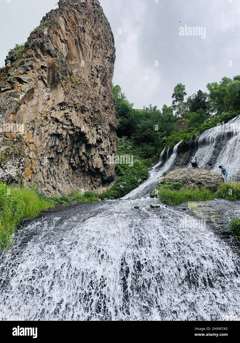 Vertical breathtaking view of a stone next to the beautiful Shaki ...