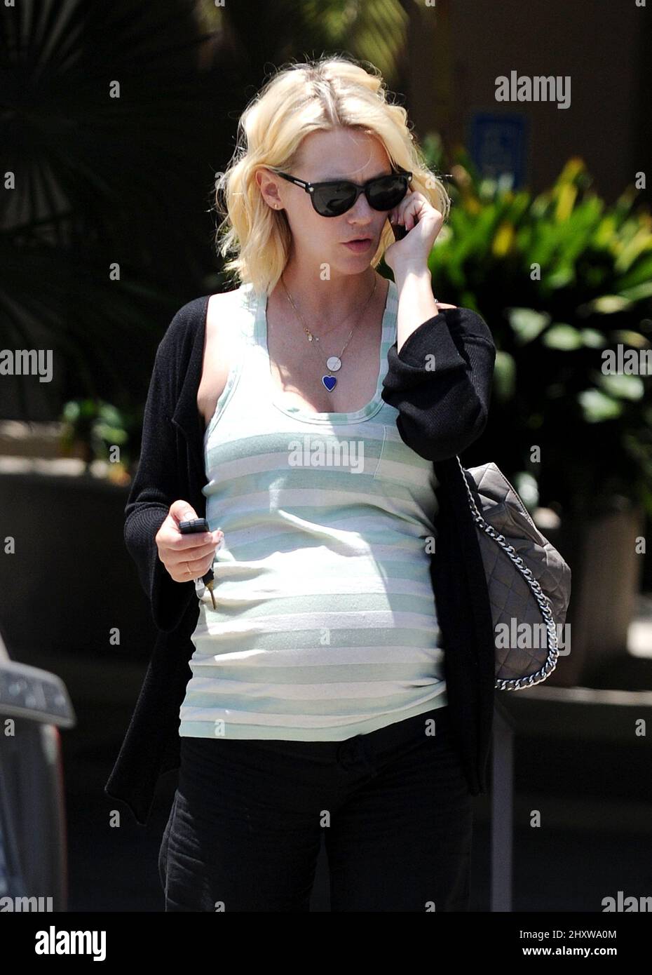 January jones who is currently pregnant is seen out hi-res stock ...