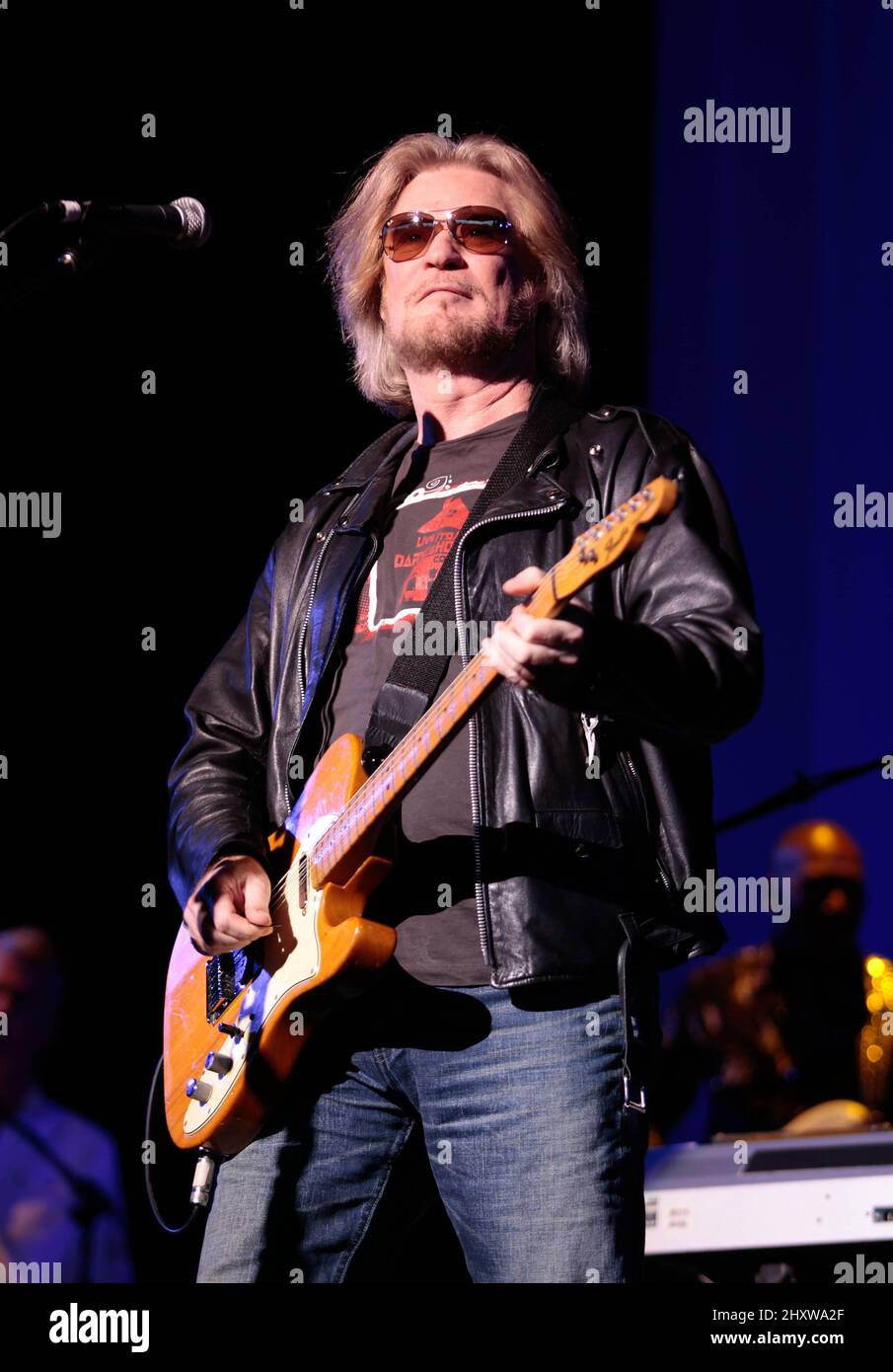 Be what you are 2011tour hi-res stock photography and images - Alamy