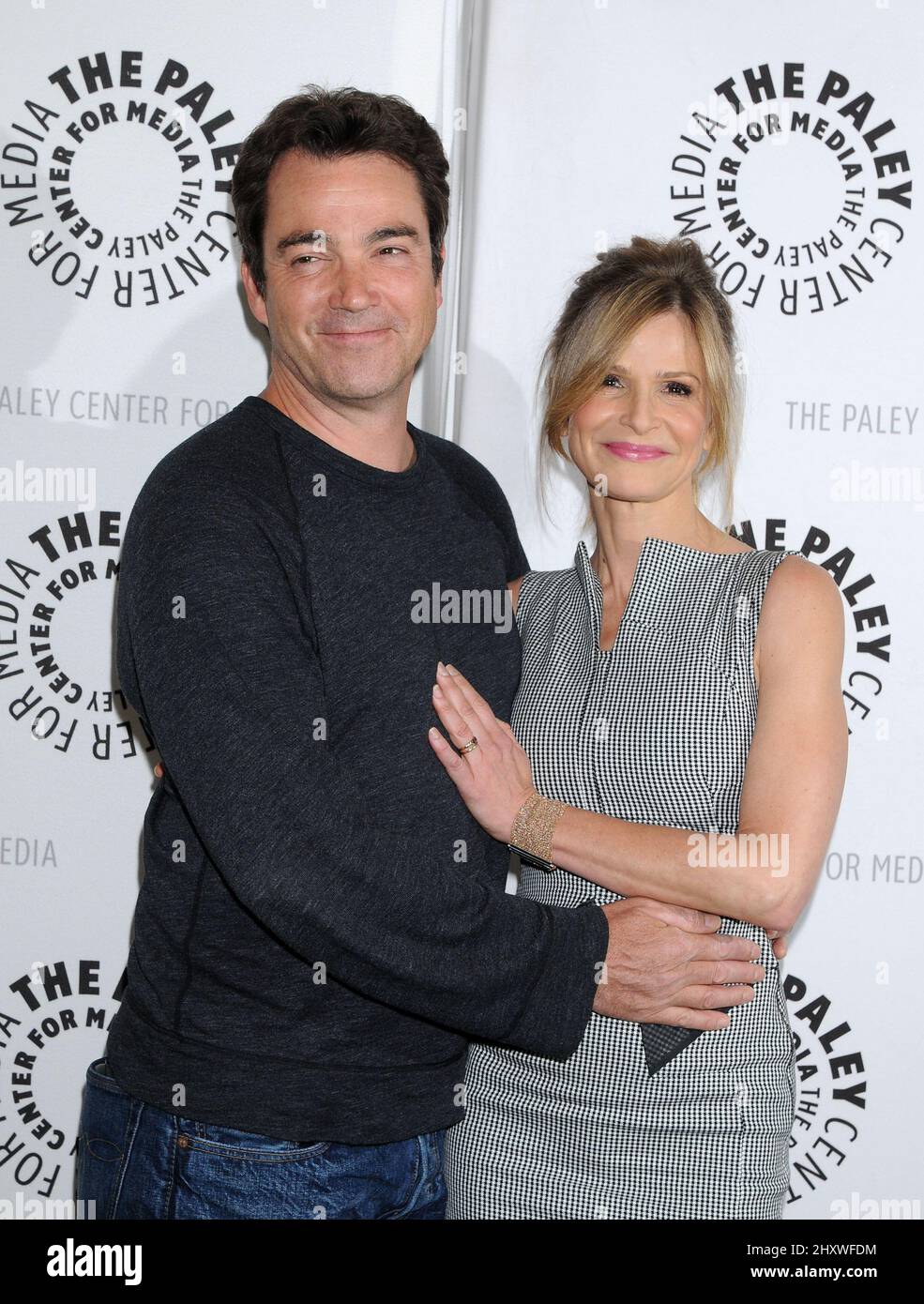 Jon tenney and kyra sedgwick hi-res stock photography and images - Alamy