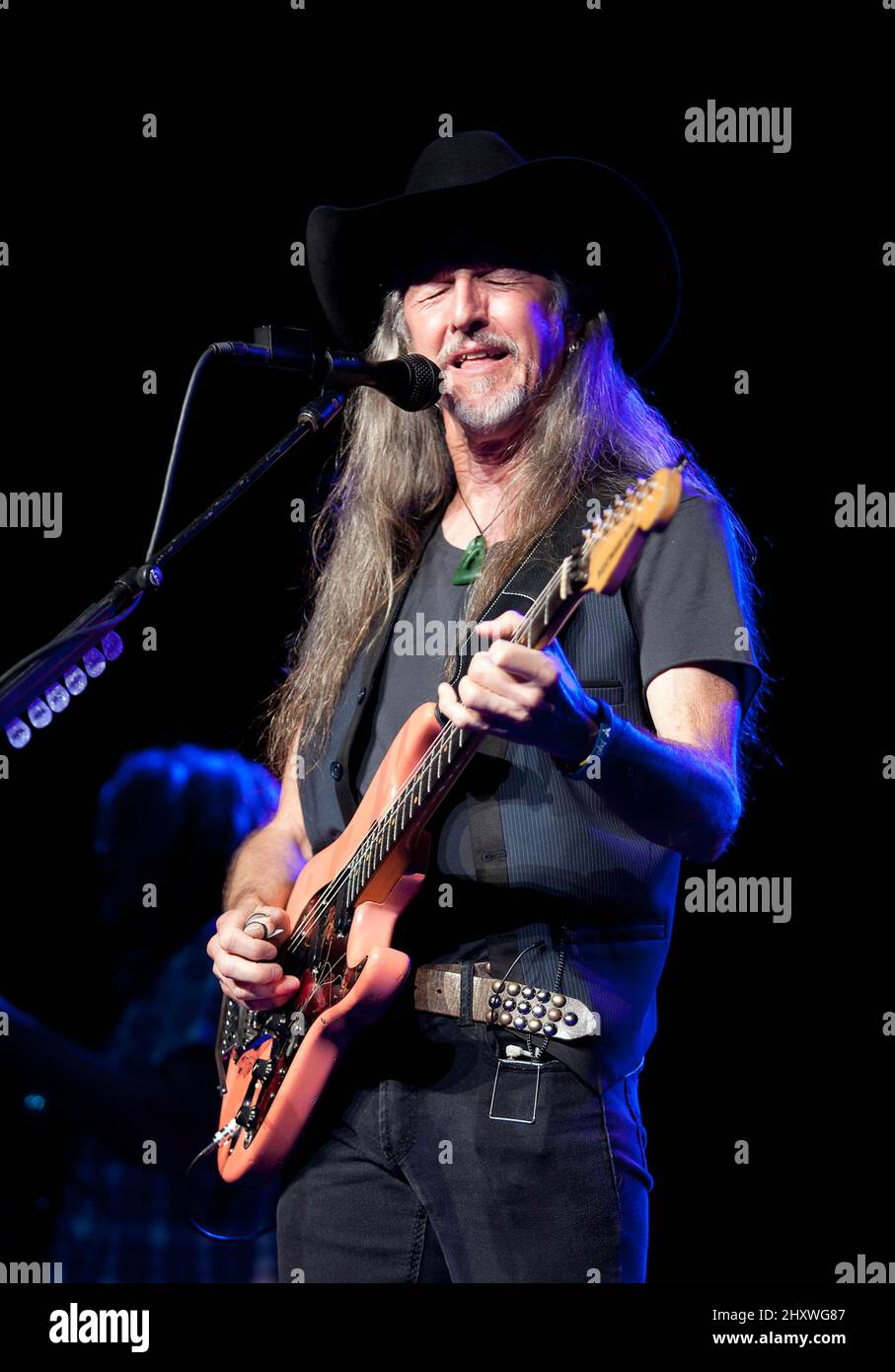 Patrick Simmons from the Doobie Brothers performing live during the ...