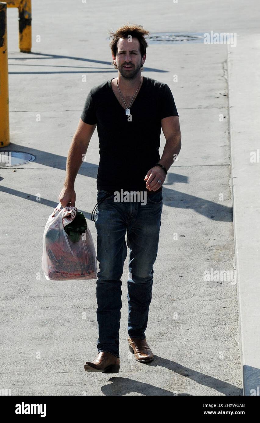 Josh Kelley as he gets ready to perform at the Staple Center in Los ...