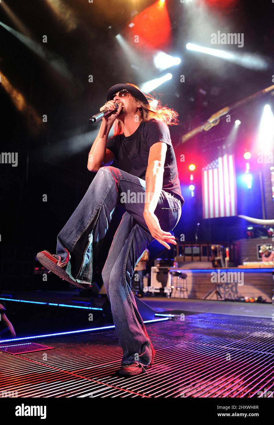 Kid Rock on stage during the at the Time Warner Cable Music Pavilion in ...