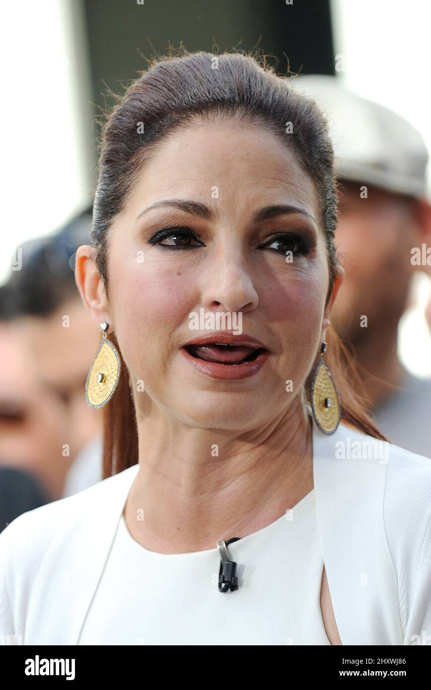 Celeb gloria estefan hi-res stock photography and images - Alamy