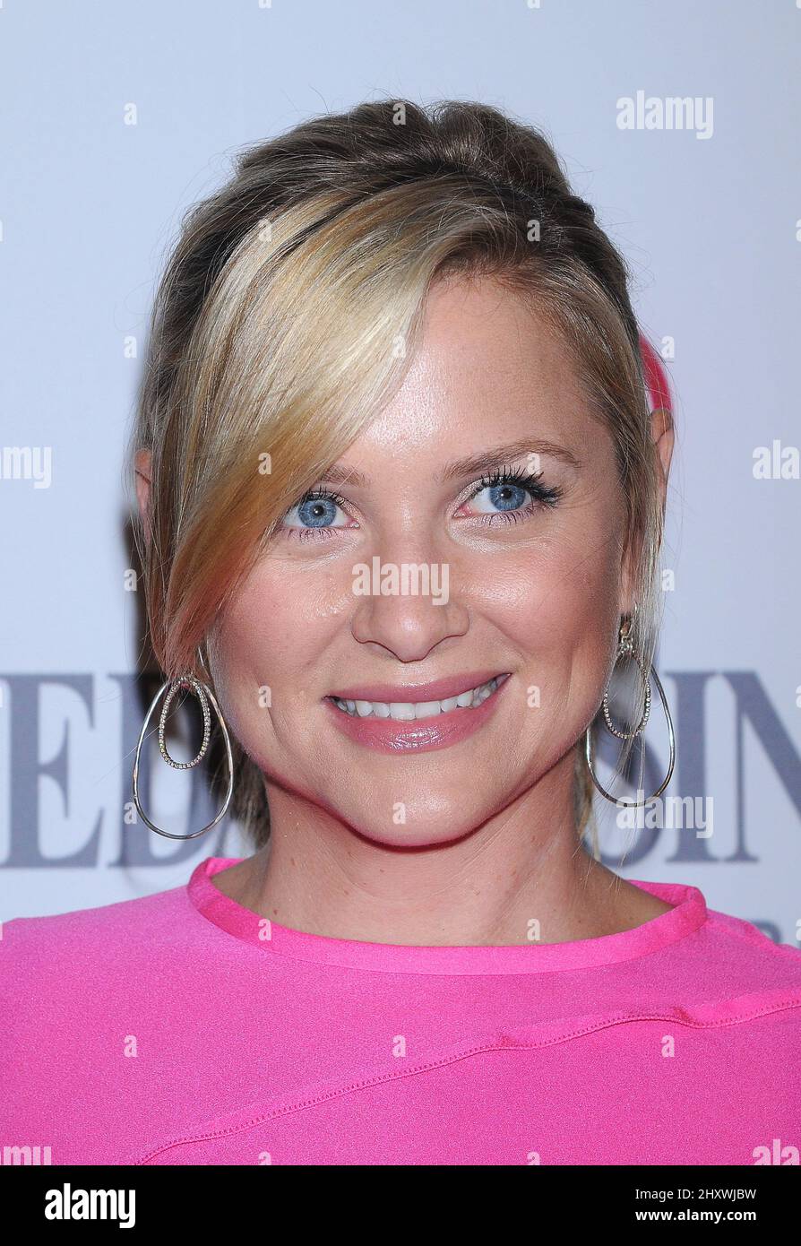 Jennifer capshaw hi-res stock photography and images - Alamy