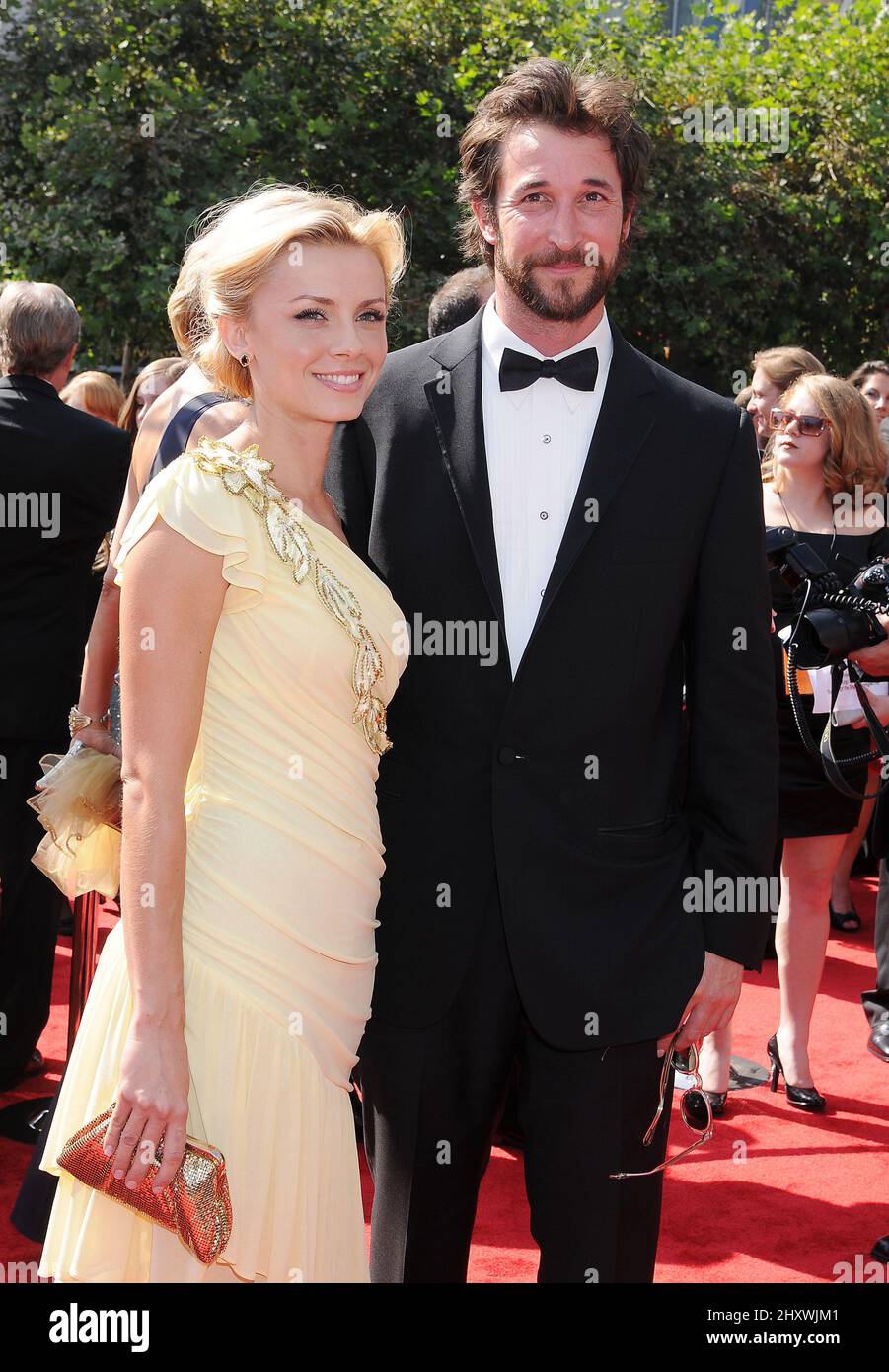 Noah Wyle and Sara Wells attending the 2011 Primetime Creative Arts ...