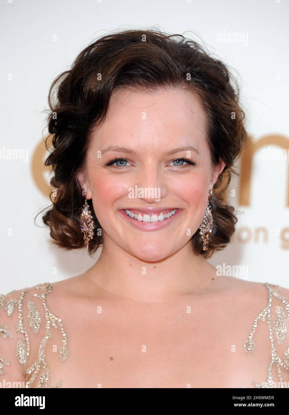 Elizabeth Moss attends the 63rd Annual Primetime Emmy Awards held at ...