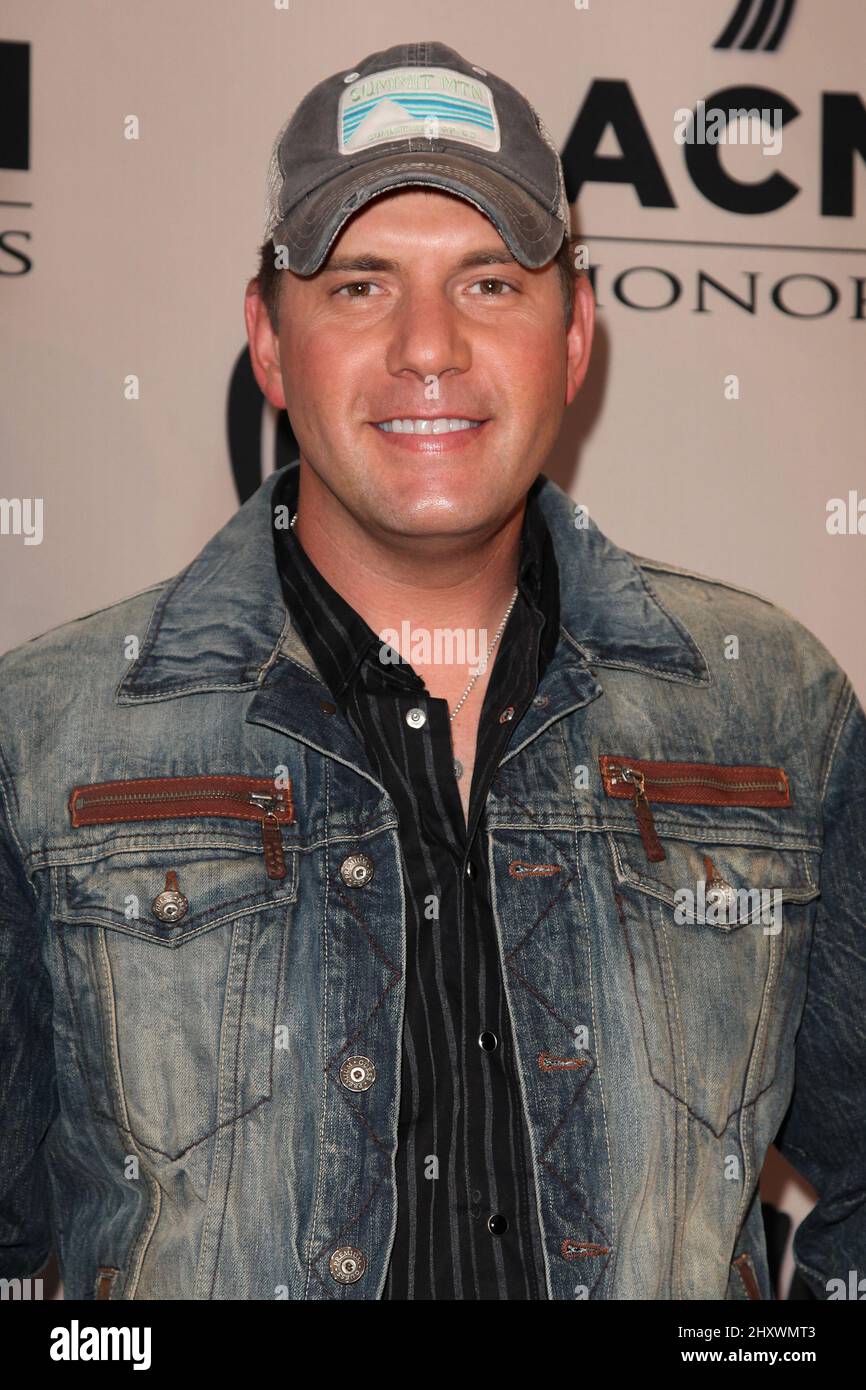 Rodney Atkins arriving at the 5th Annual ACM Honors held at the Ryman ...