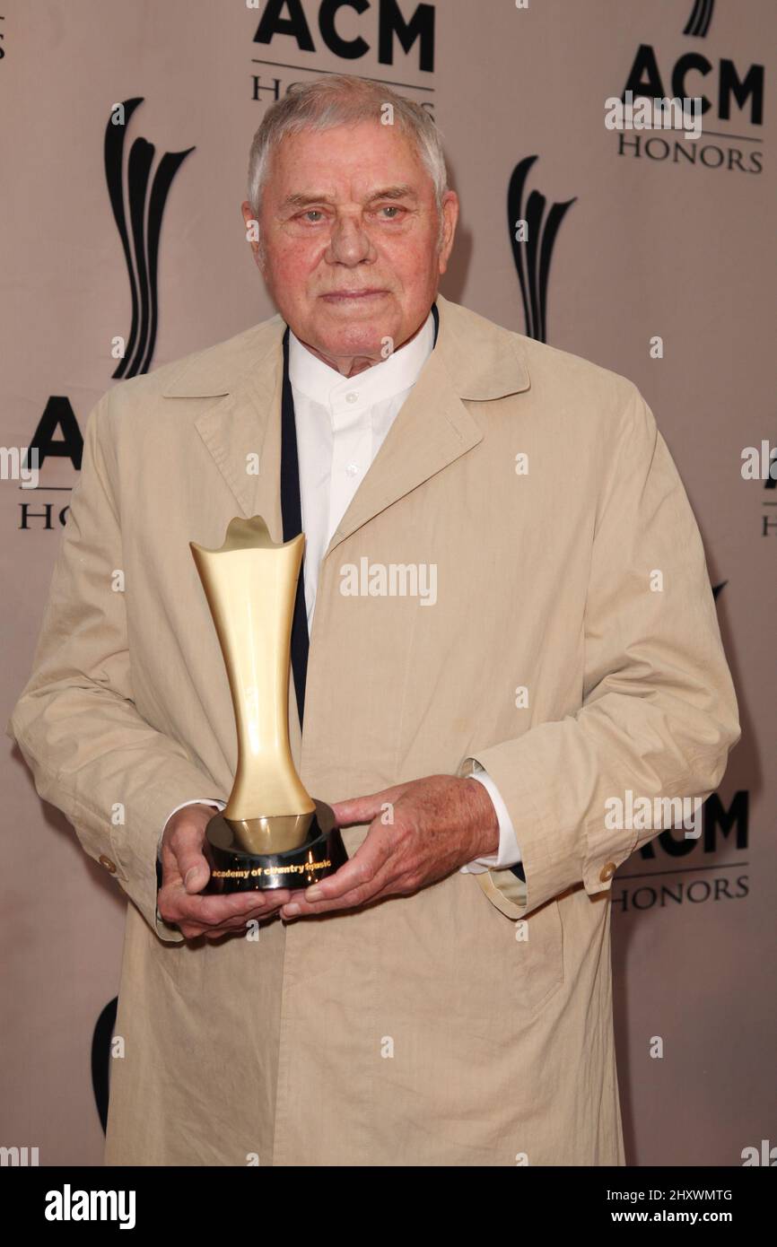 Tom T. Hall arriving at the 5th Annual ACM Honors held at the Ryman ...
