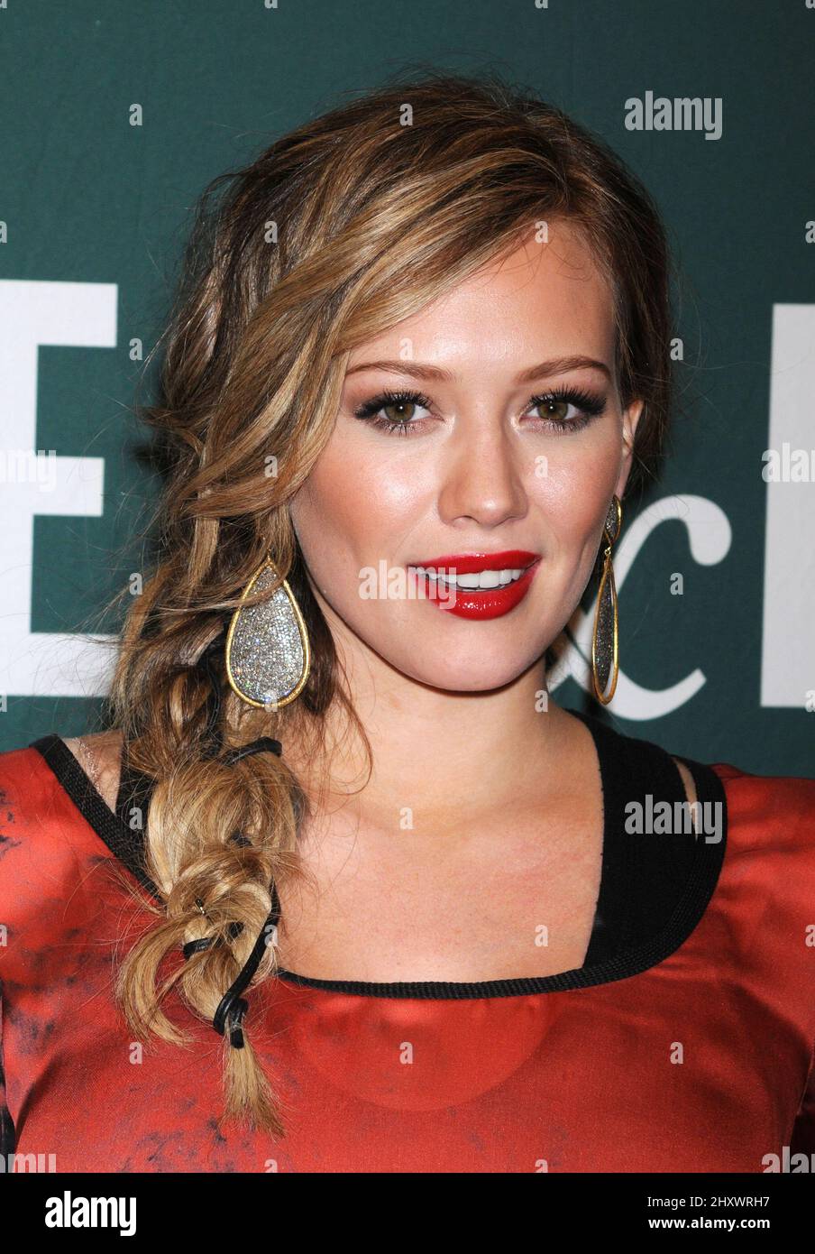 Hilary Duff 'devoted' book signing at Barnes & Noble at The Grove ...