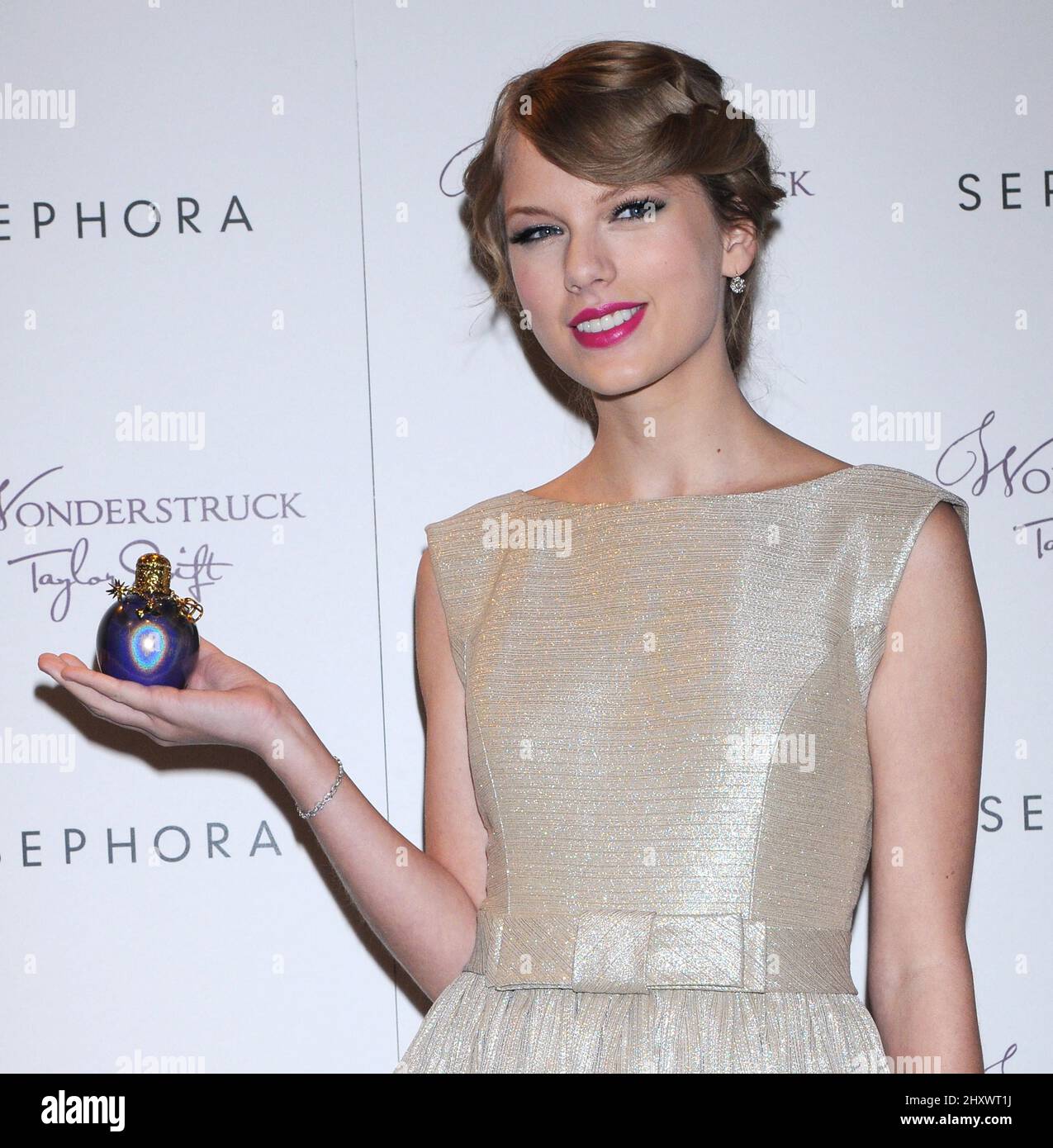 Taylor Swift Wonderstruck Photo Shoot