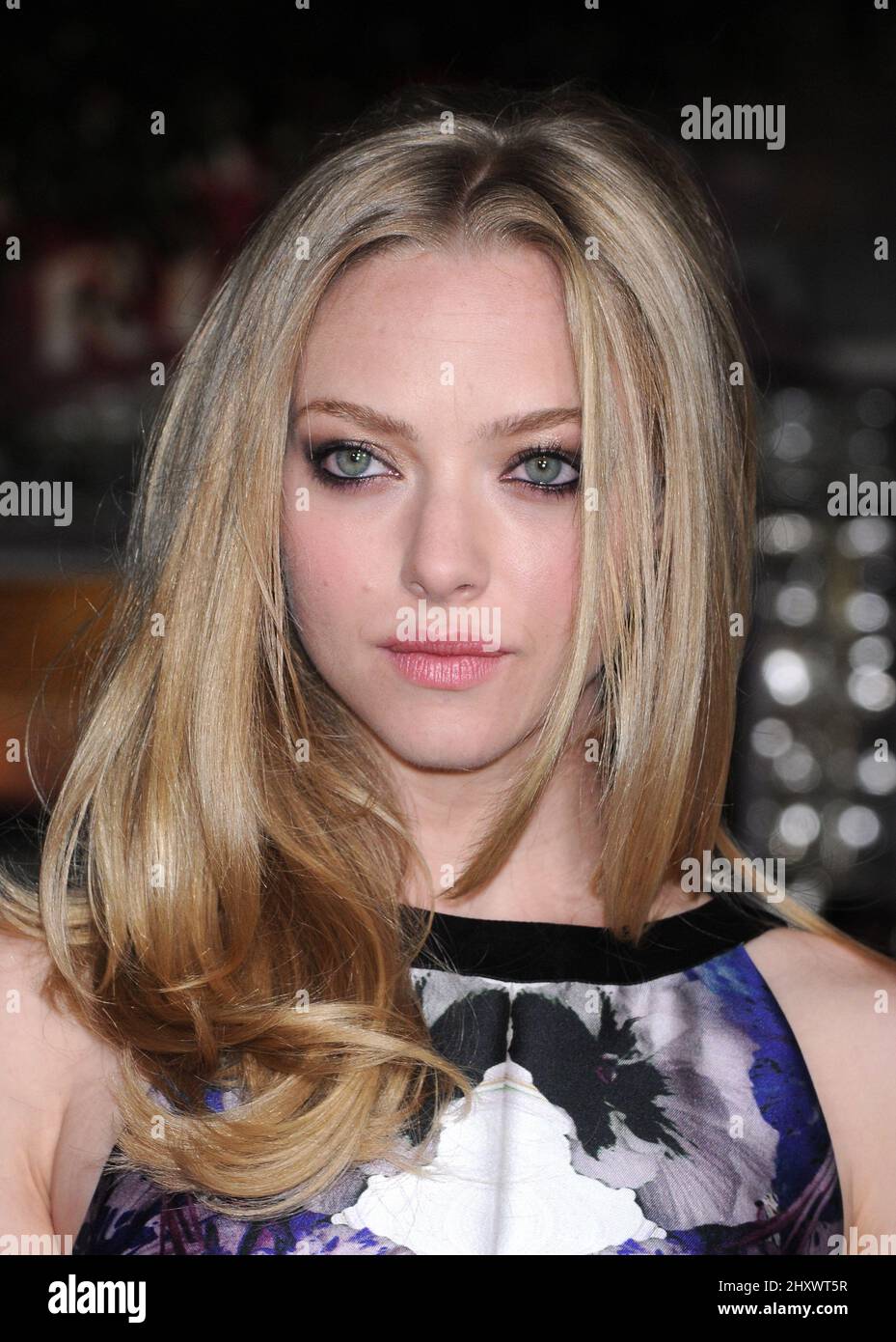 Amanda seyfried in time hi-res stock photography and images - Alamy